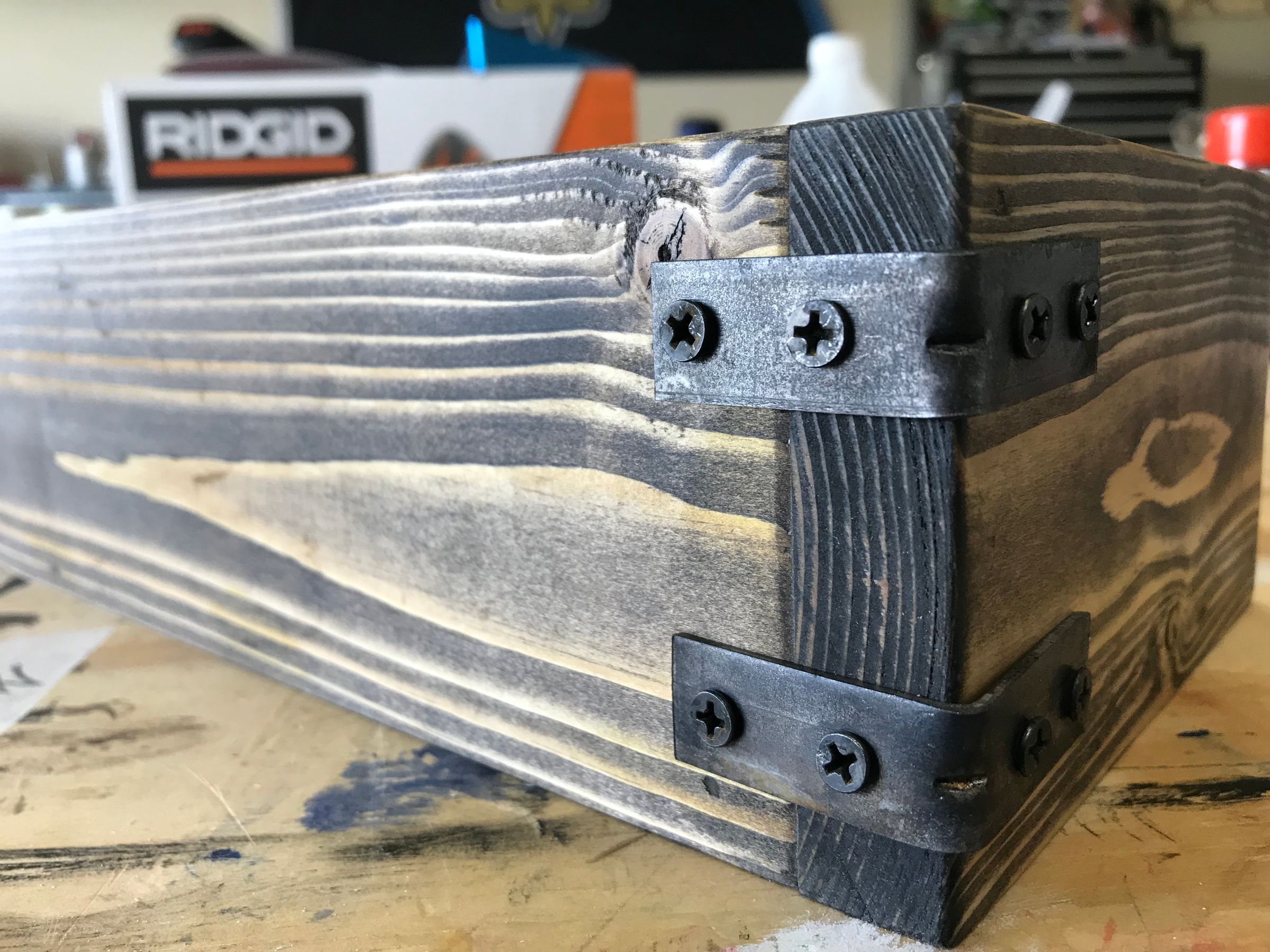 31 Amazing and Creative Metal Crafting Projects