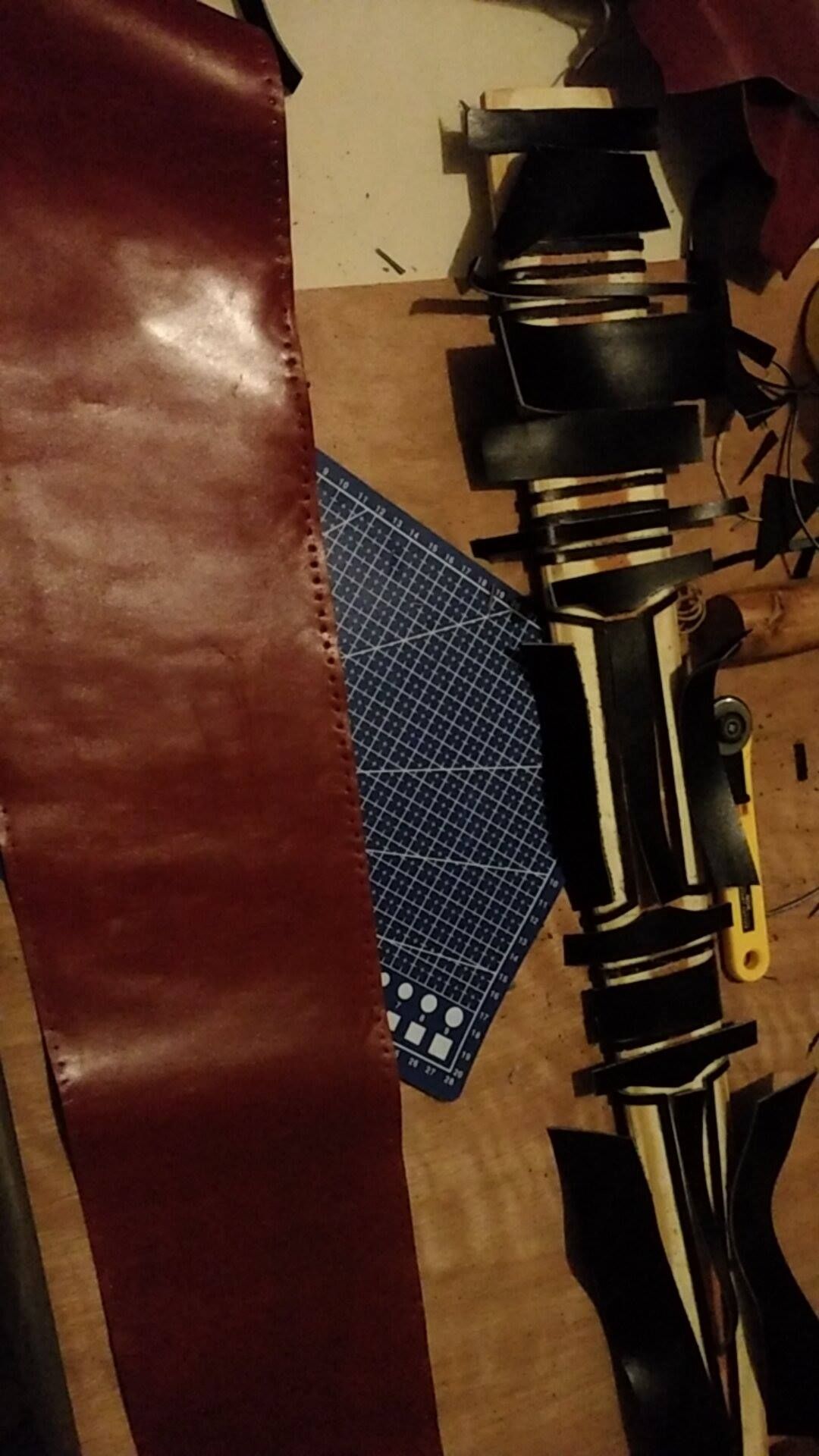 Viking Sword Scabbard - DIY : 12 Steps - Instructables