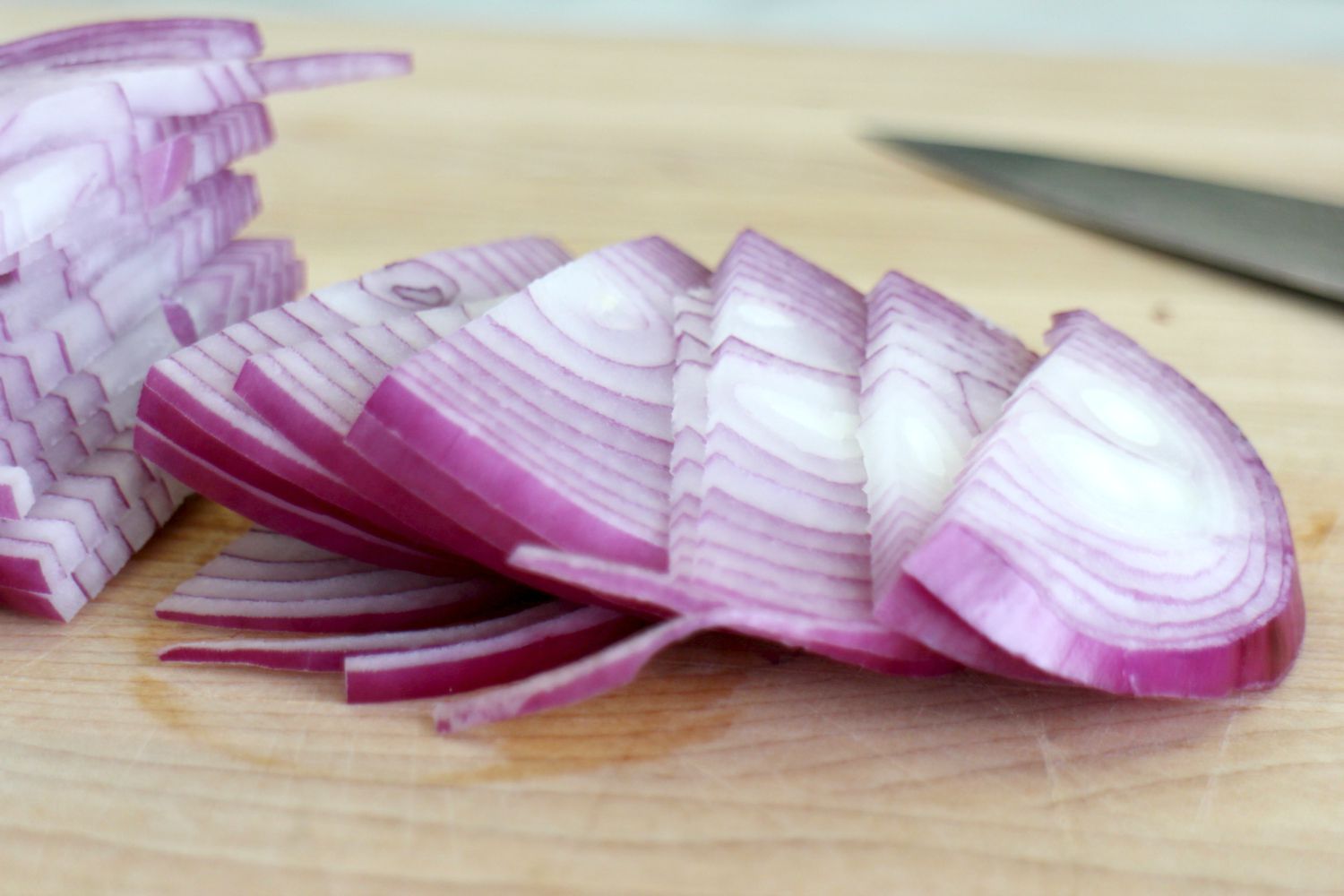 How to Take the Bite Out of Onions : 3 Steps (with Pictures ...