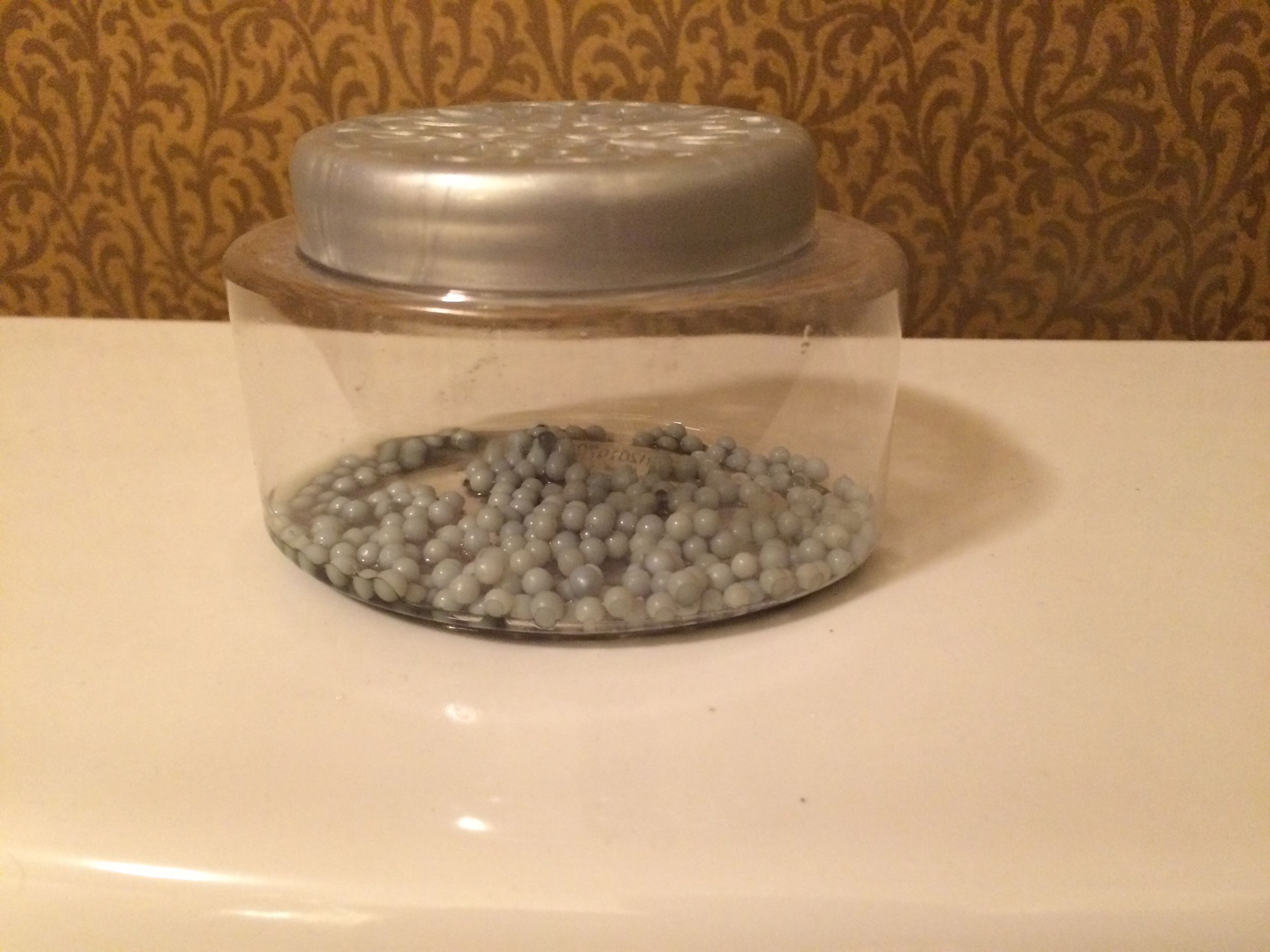 Reuse Odor Absorbing Gel Beads : 4 Steps - Instructables