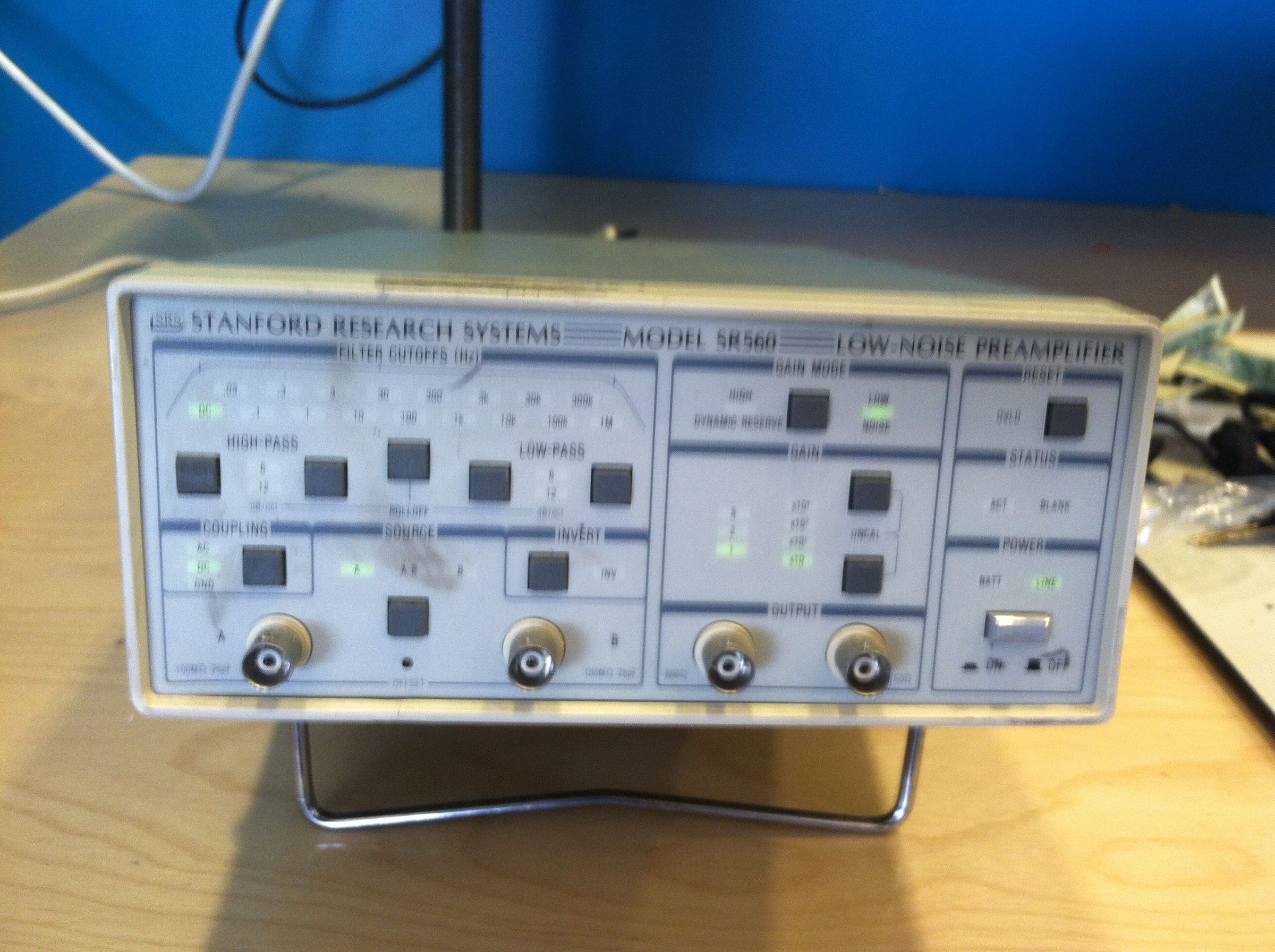 How to Repair a Stanford Research SR560 Low Noise Preamplifier With ...