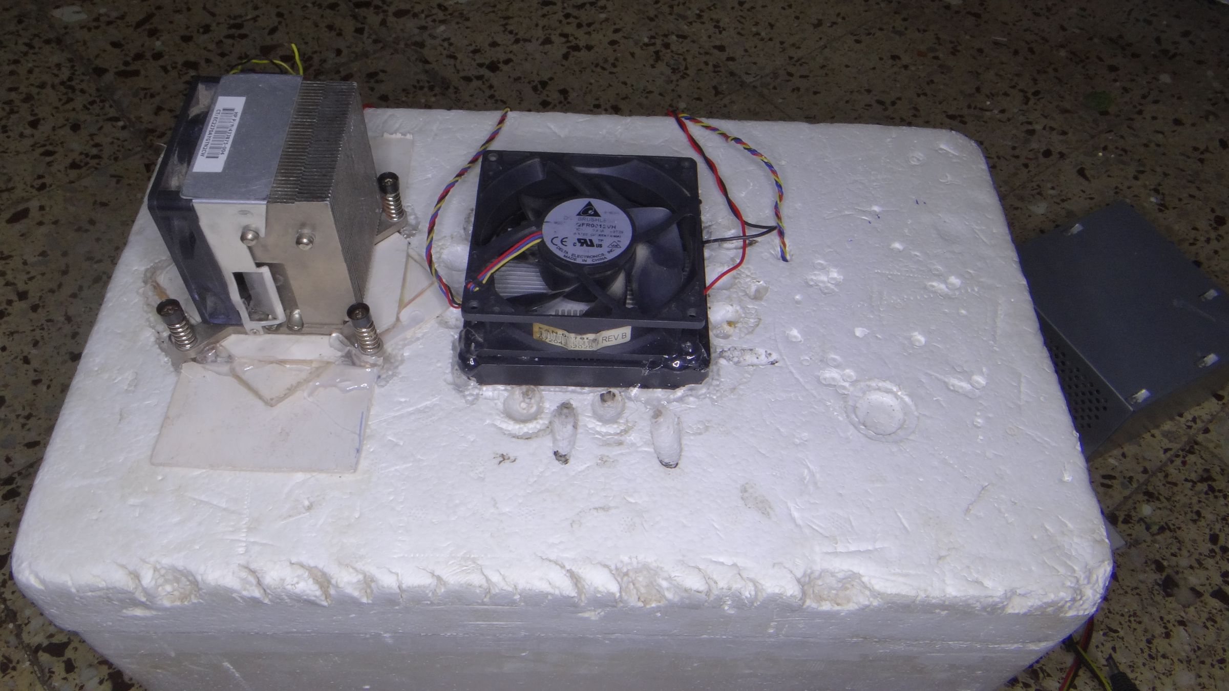 DIY Peltier Beverage Cooler Box : 9 Steps (with Pictures) - Instructables