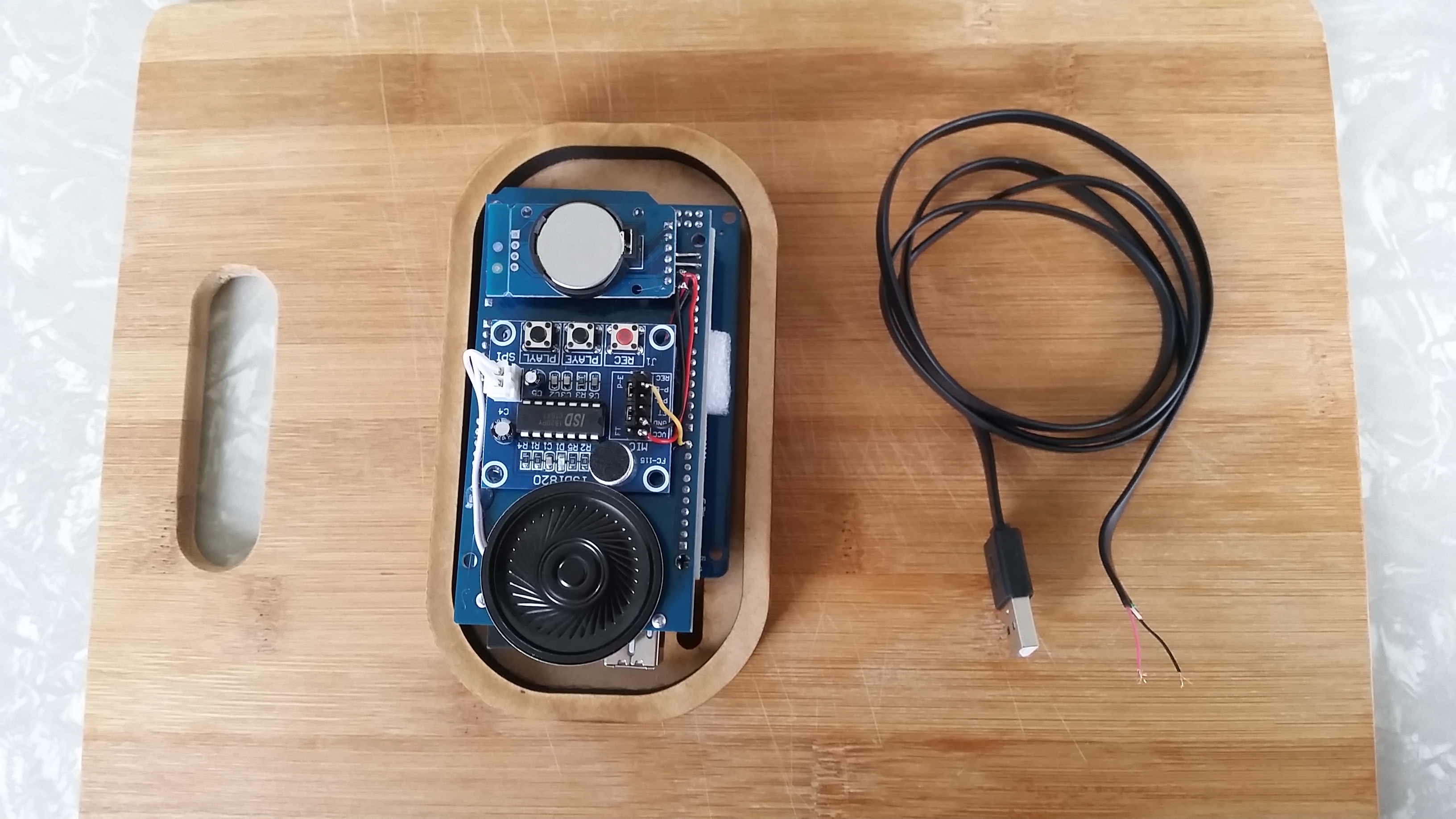 Retro Pac-Man Clock : 6 Steps (with Pictures) - Instructables