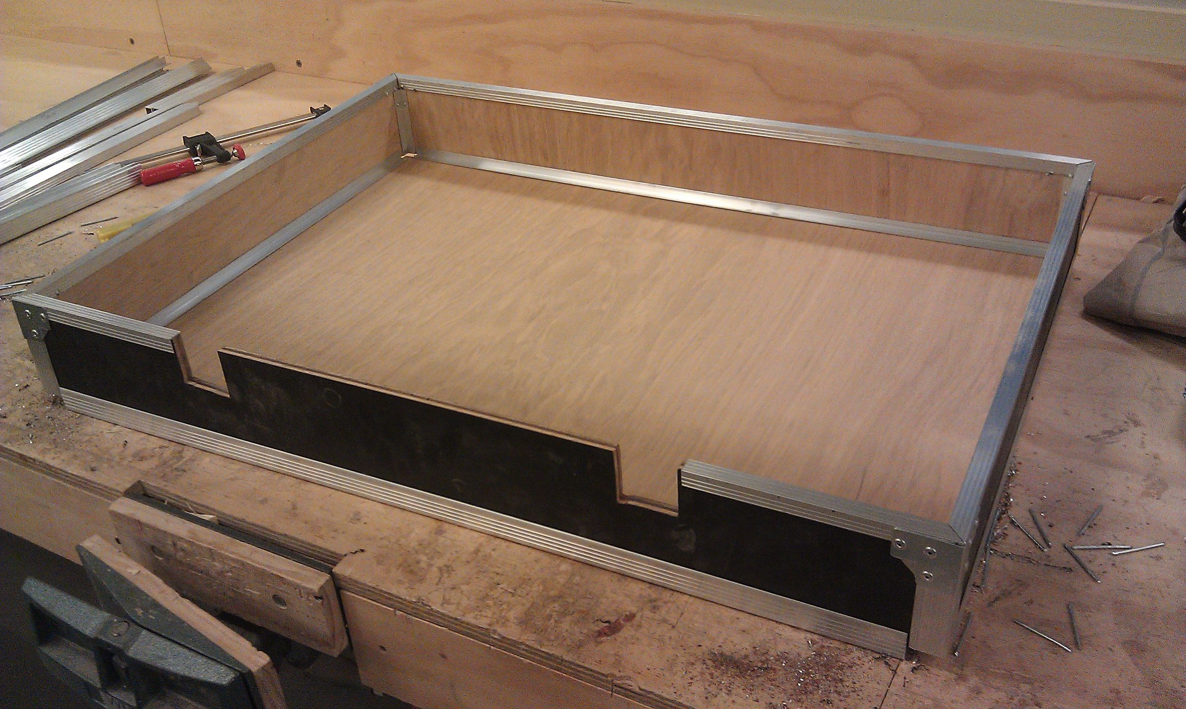 Road Case : 8 Steps - Instructables