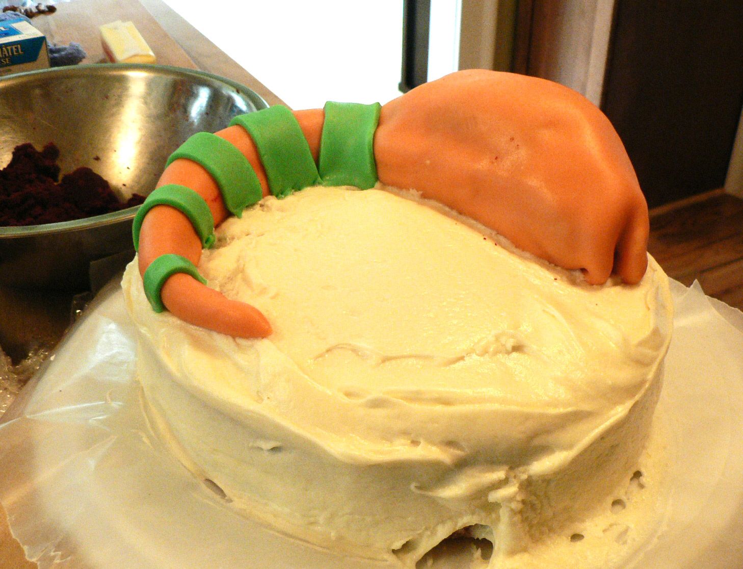 How to Make a Dragon Cake : 12 Steps (with Pictures) - Instructables