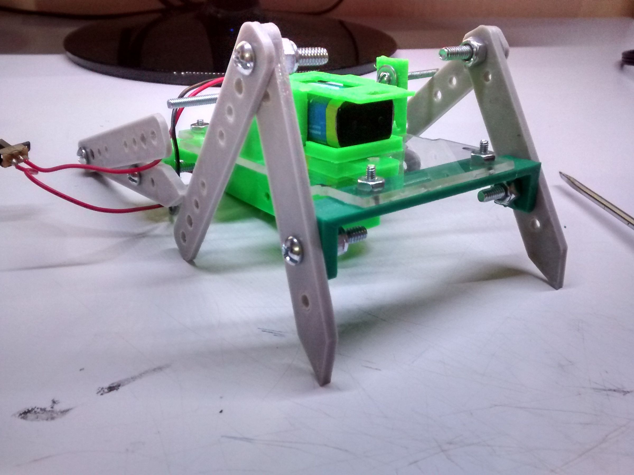 Robot Hexapodo : 9 Steps - Instructables