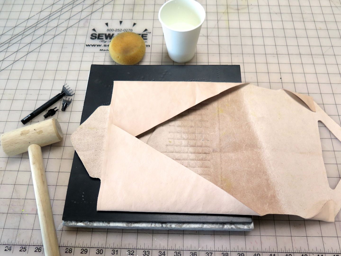 Sculpted Leather Tech Cases : 23 Steps (with Pictures) - Instructables