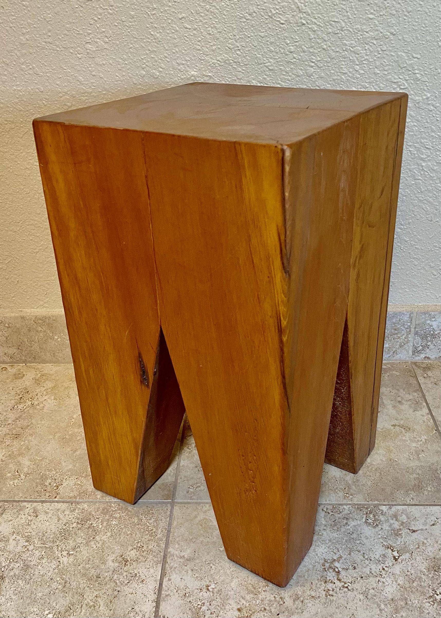 Backenzahn - a Small Side Table, Stool, or Plant Stand : 5 Steps (with ...