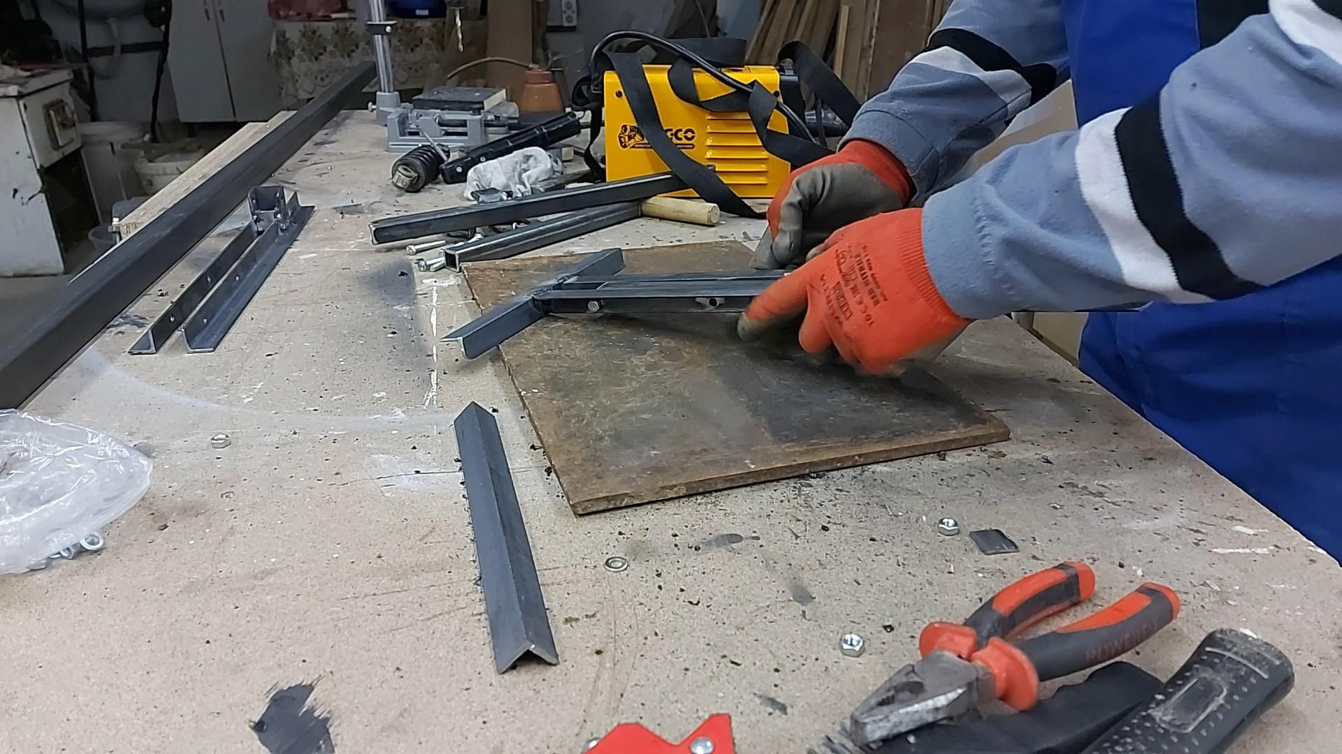 DIY Ski Sled - Plezuh : 12 Steps (with Pictures) - Instructables