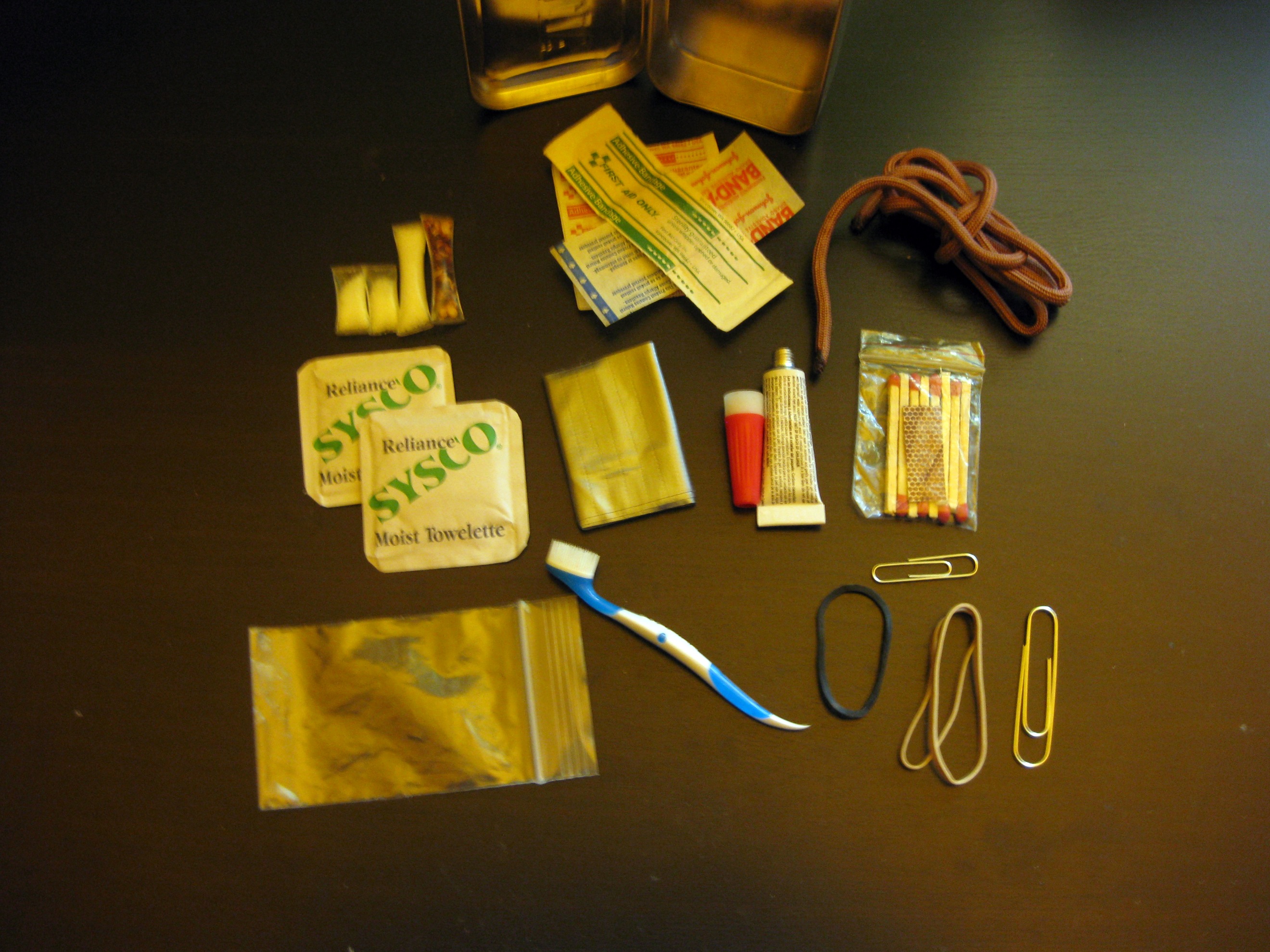 A GOOD Altoids Can EDC Kit : 6 Steps - Instructables