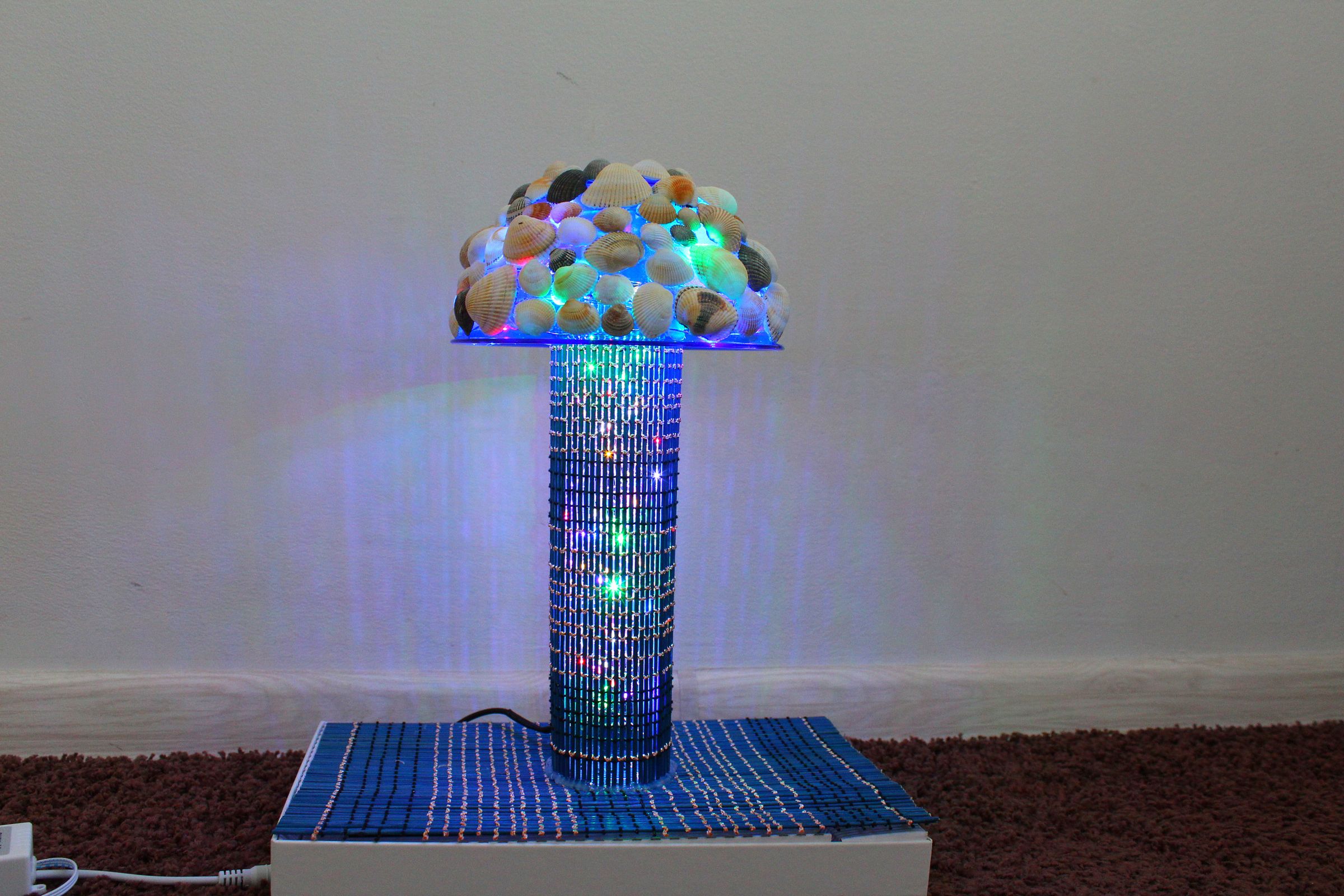 DIY Summer Room Decor / DIY: Easy to Make a Seashell Lamp : 6 Steps ...