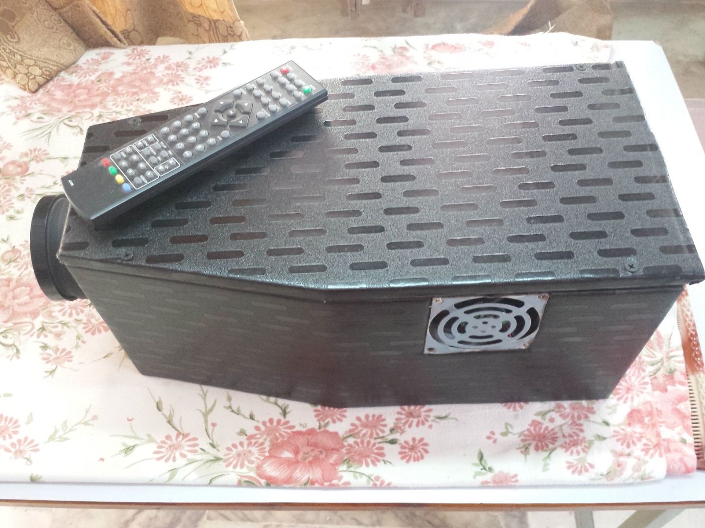 DIY LED Projector V 2.0 : 4 Steps - Instructables