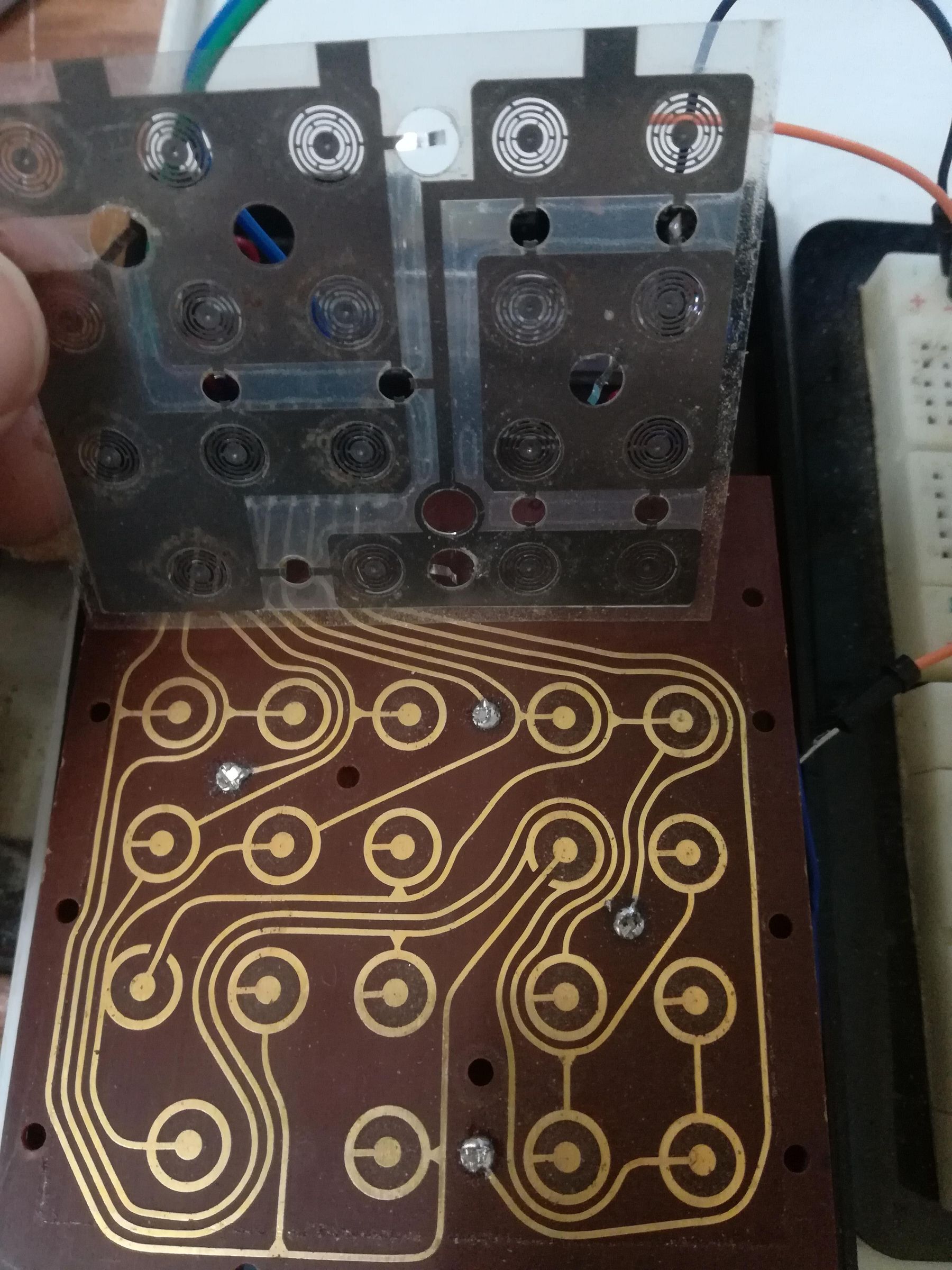 Turn a VFD 1970s Calculator Into a Digital Clock : 20 Steps (with ...