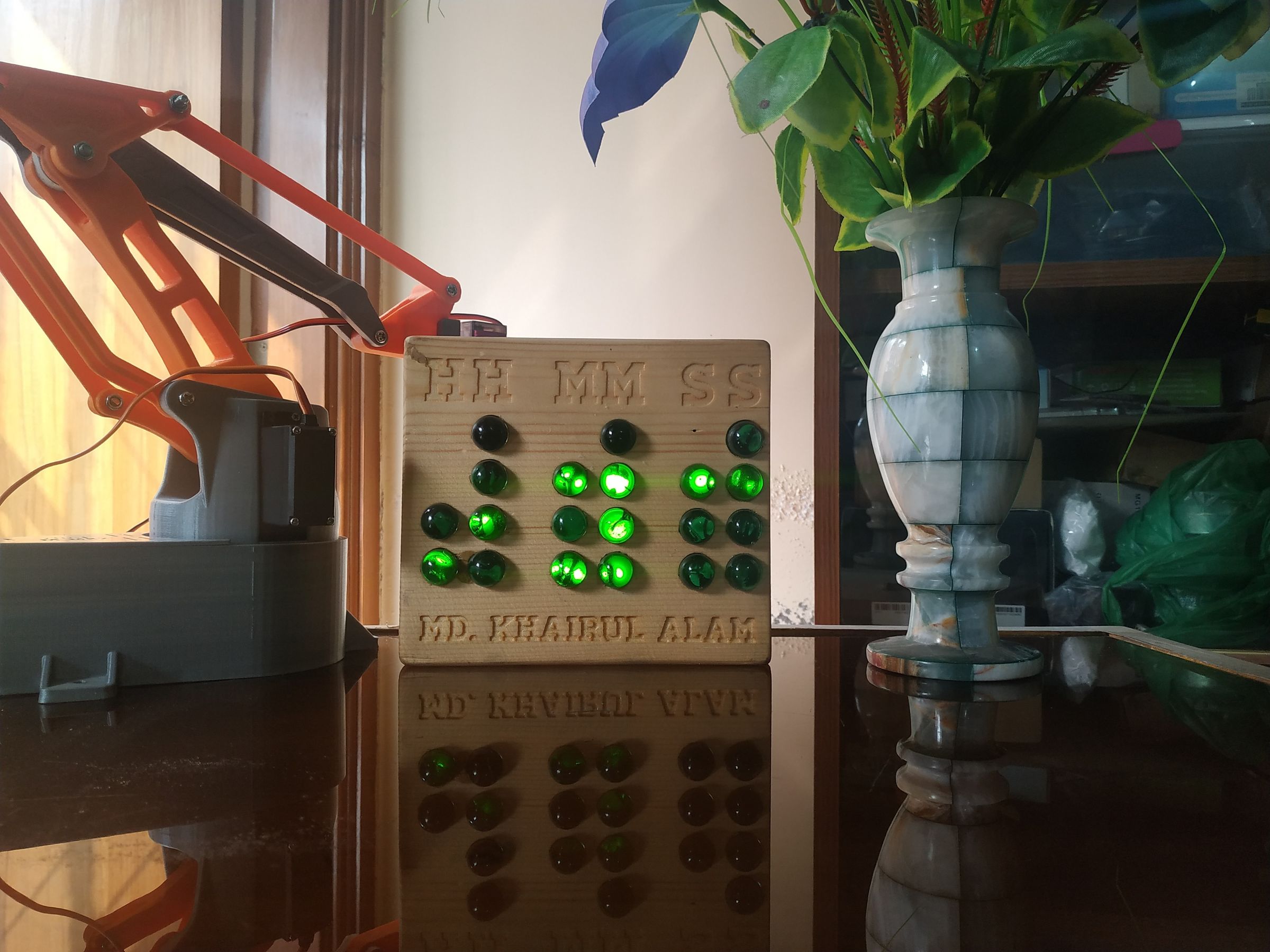 Binary Desk Clock : 9 Steps (with Pictures) - Instructables