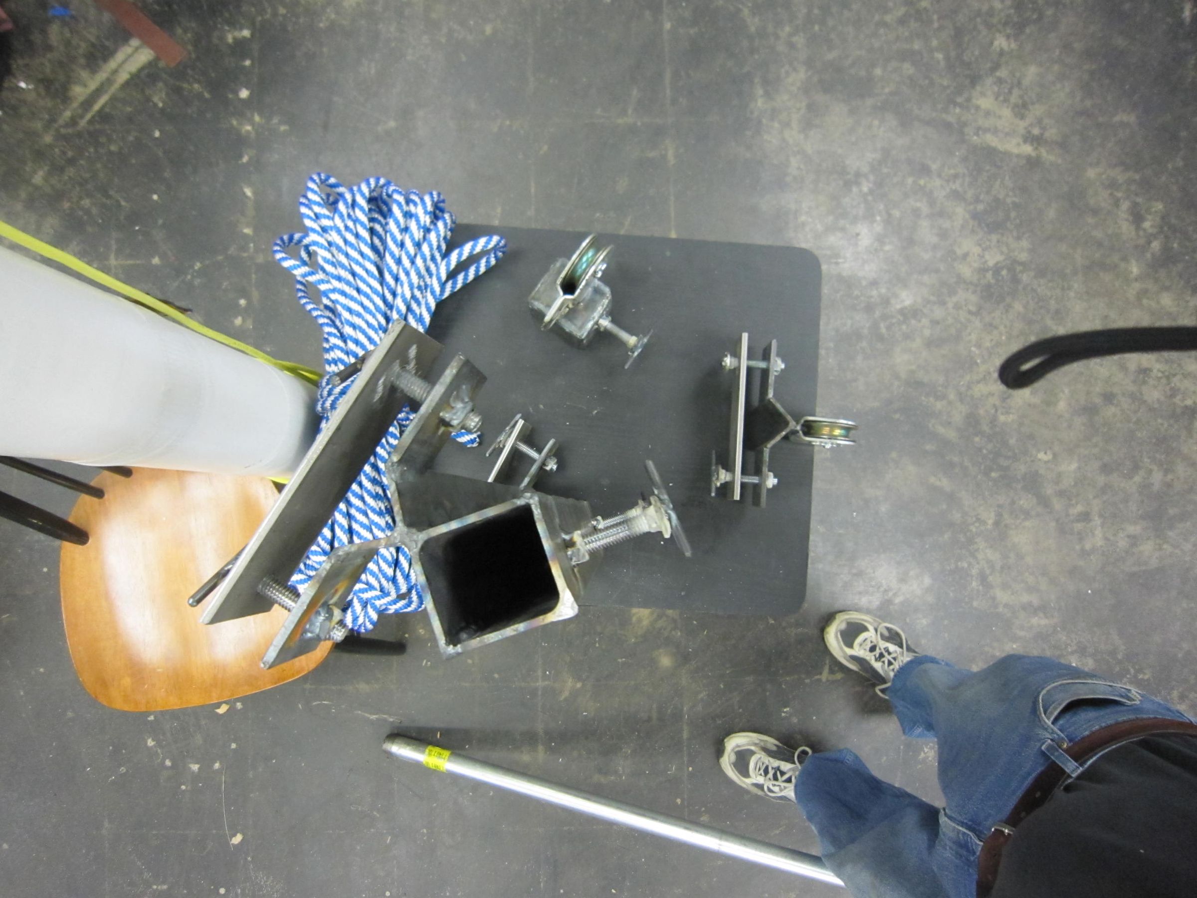 The Amazing Gin Pole Lifter! : 10 Steps (with Pictures) - Instructables