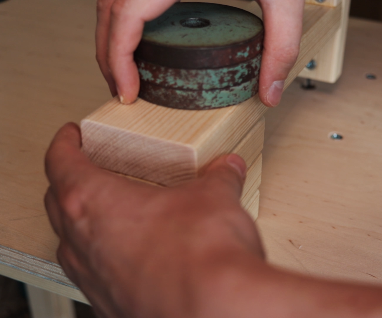 DIY Small/Portable/Convenient Workbench : 27 Steps (with Pictures ...