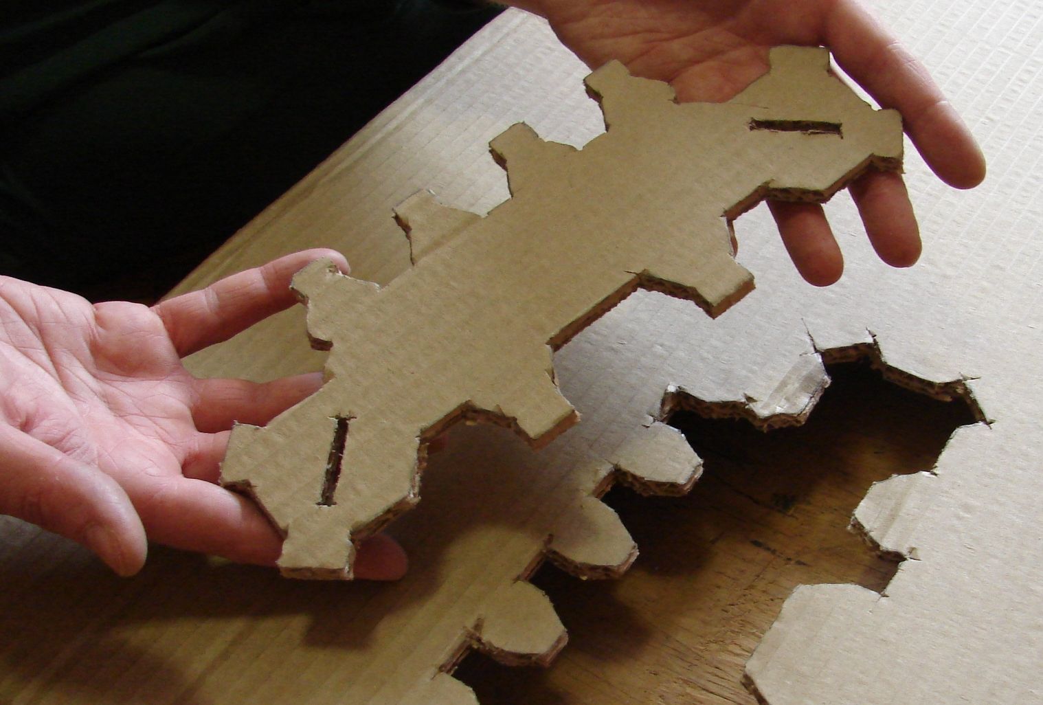 Tractor-cardboarder : 16 Steps (with Pictures) - Instructables