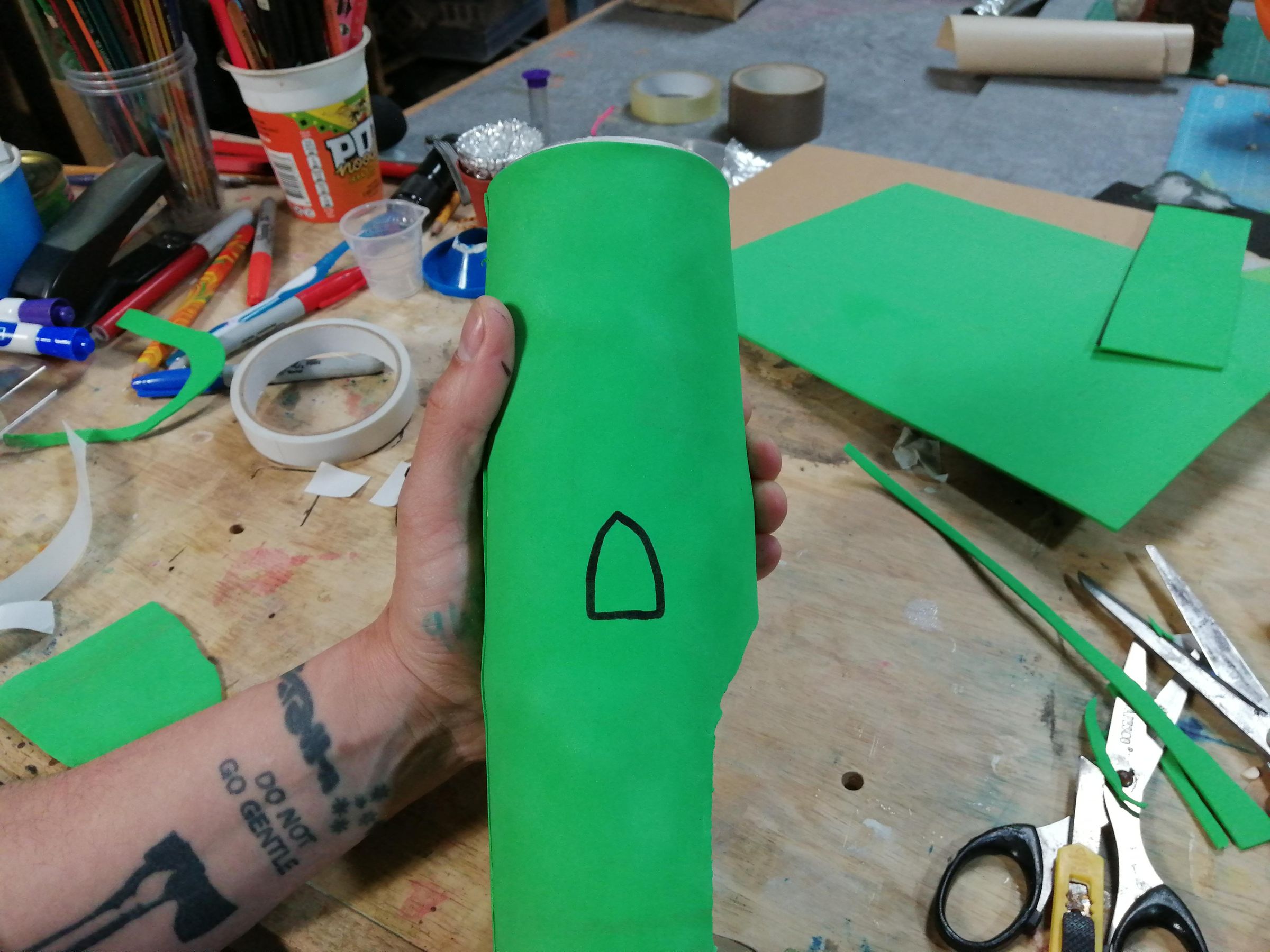 Pringles Tube Dice Tower : 9 Steps (with Pictures) - Instructables