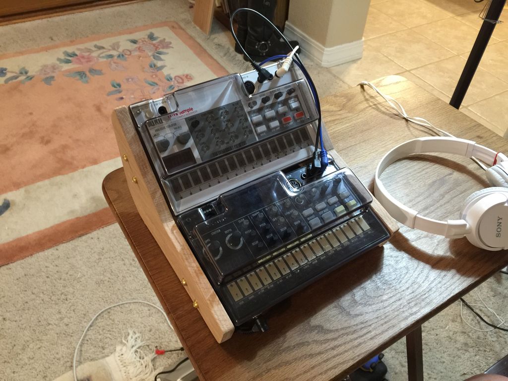 Dual Korg Volca Stand : 4 Steps (with Pictures) - Instructables