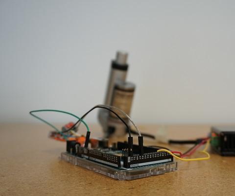 How to Wirelessly Open a Trapdoor With a Linear Actuator : 3 Steps ...