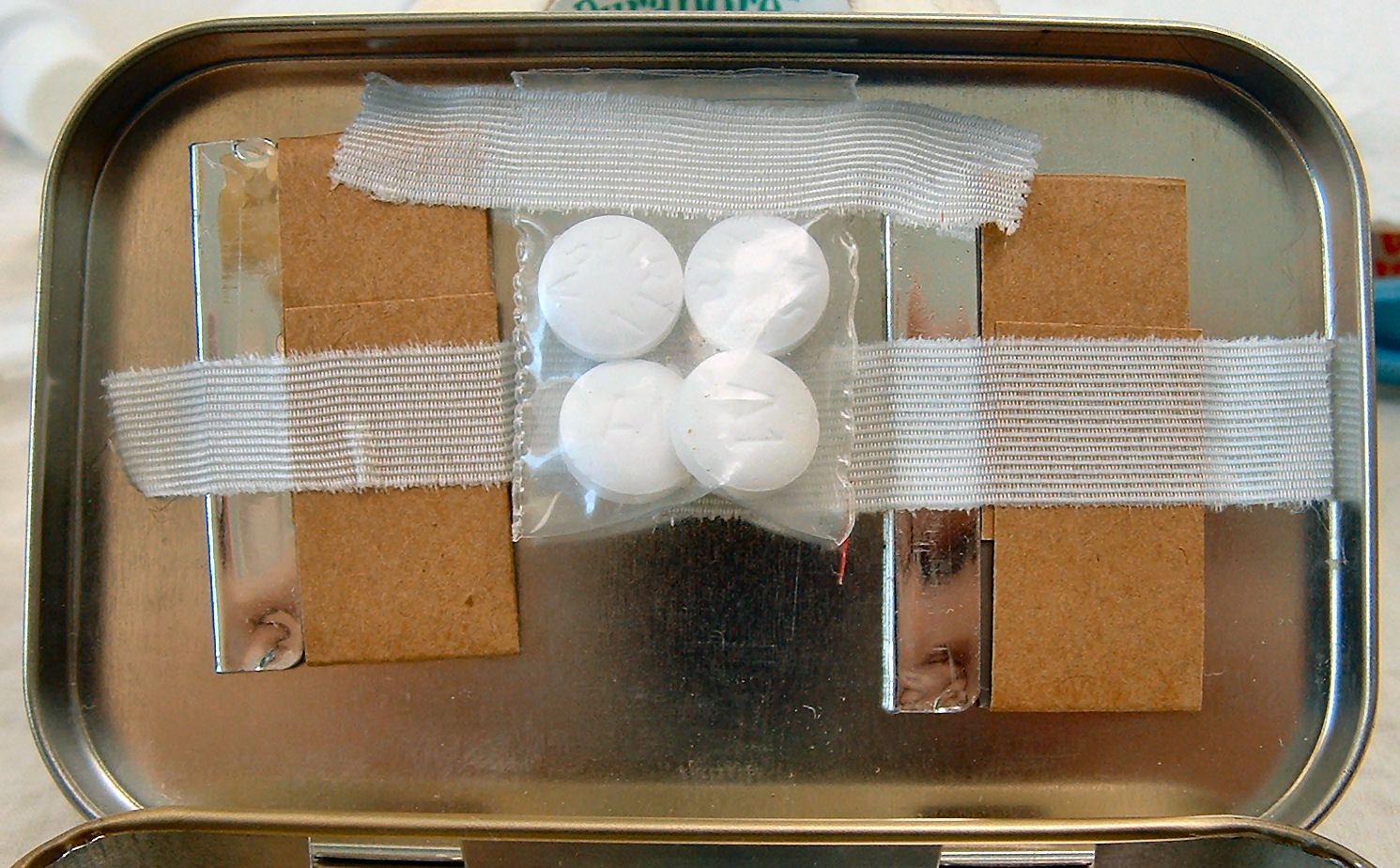 Pocket First Aid Kit : 10 Steps - Instructables