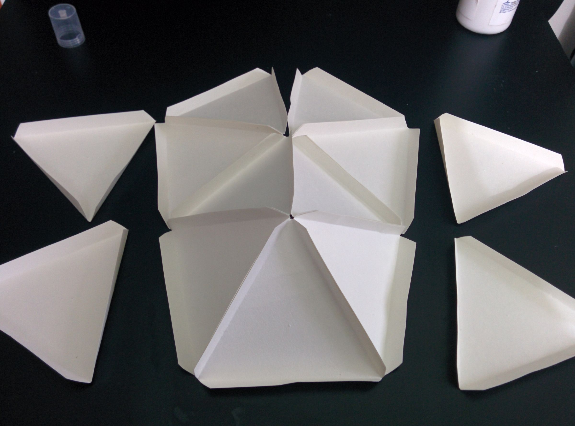 Modular Geometric Paper Lamps, 5 Designs : 10 Steps (with Pictures ...