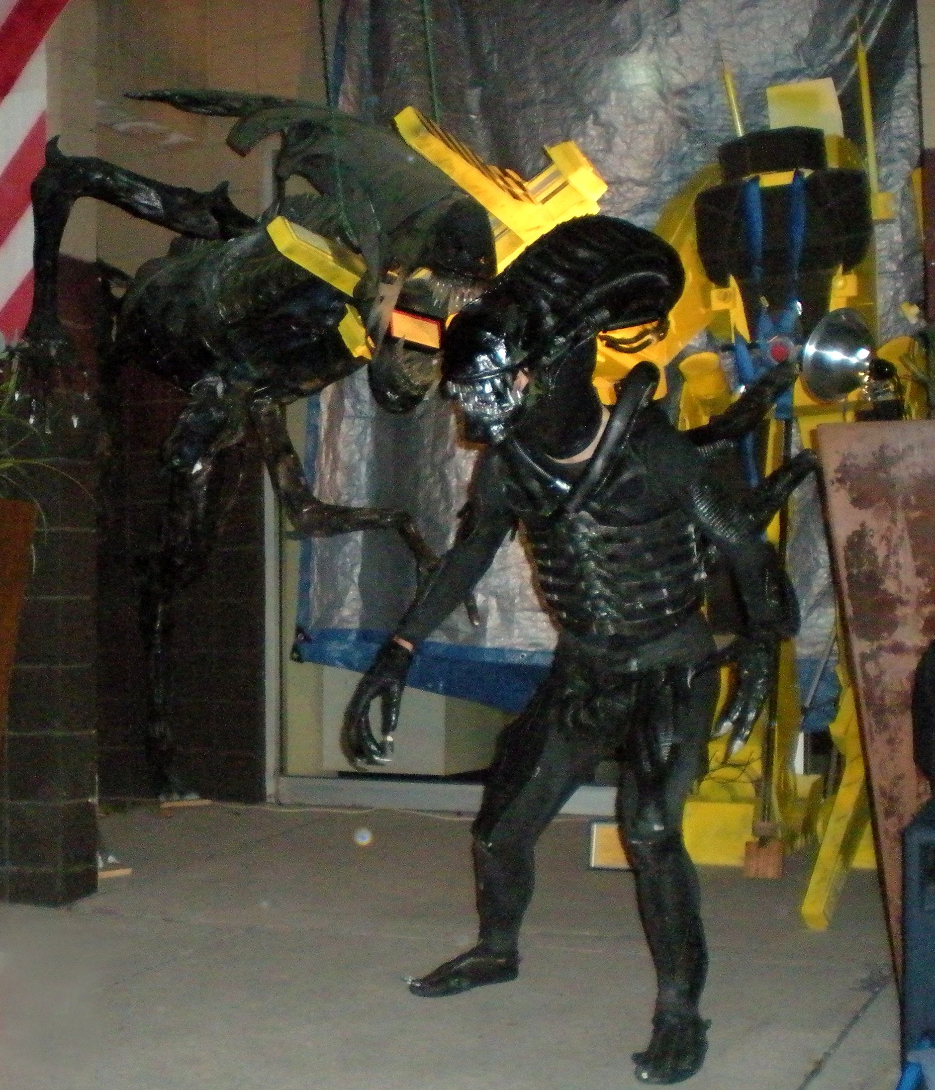 Alien Warrior Costume From Aliens : 8 Steps - Instructables