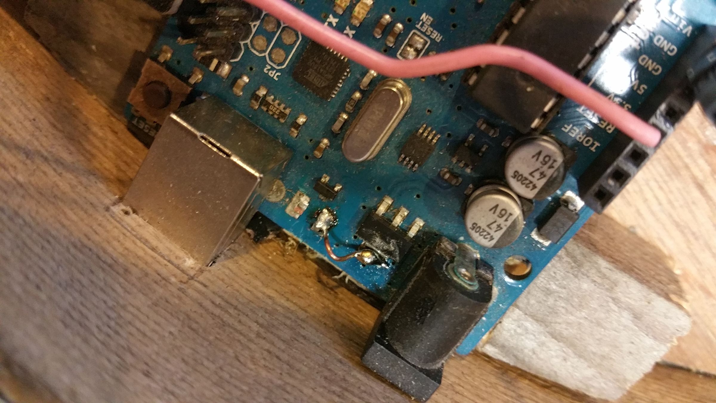 Removed Arduino Uno Polyfuse - Instructables