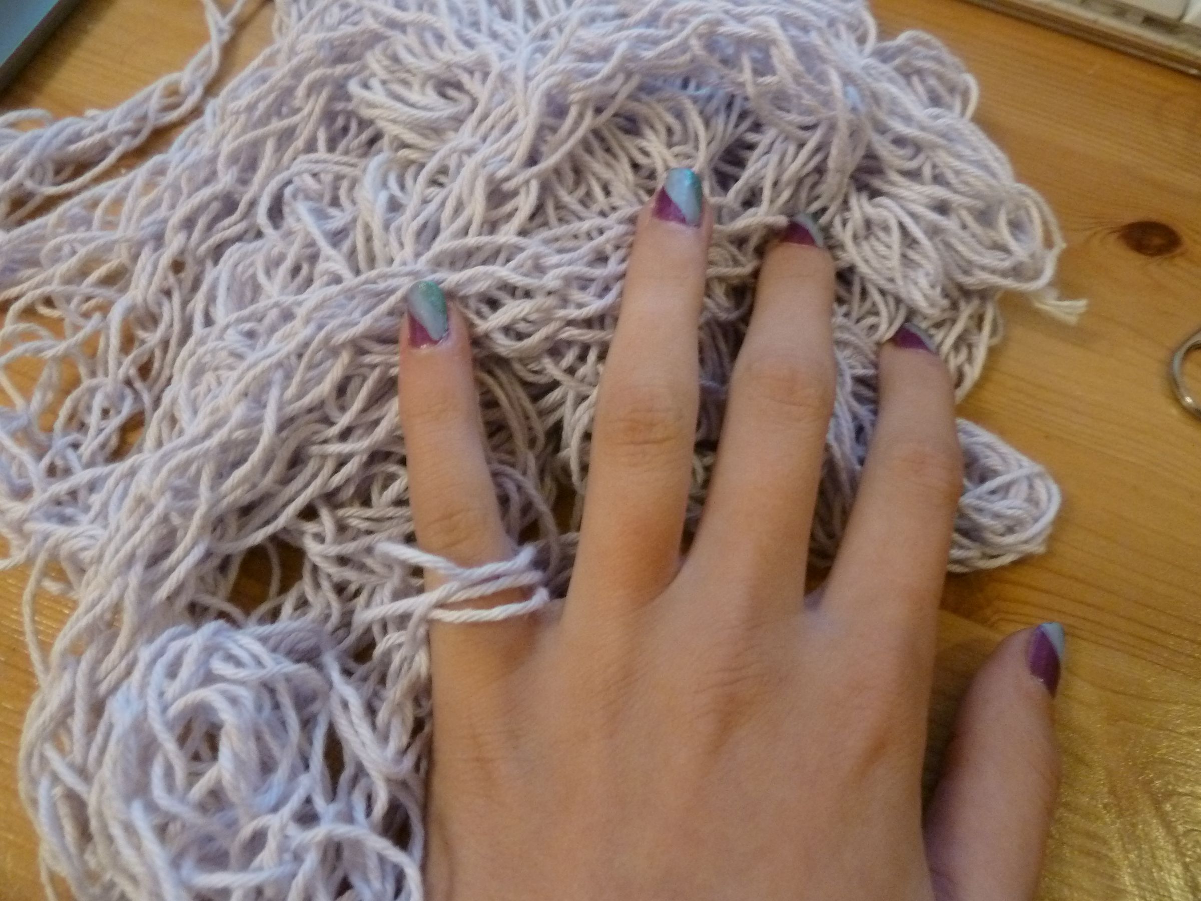 HANDmade Scarf : 6 Steps (with Pictures) - Instructables