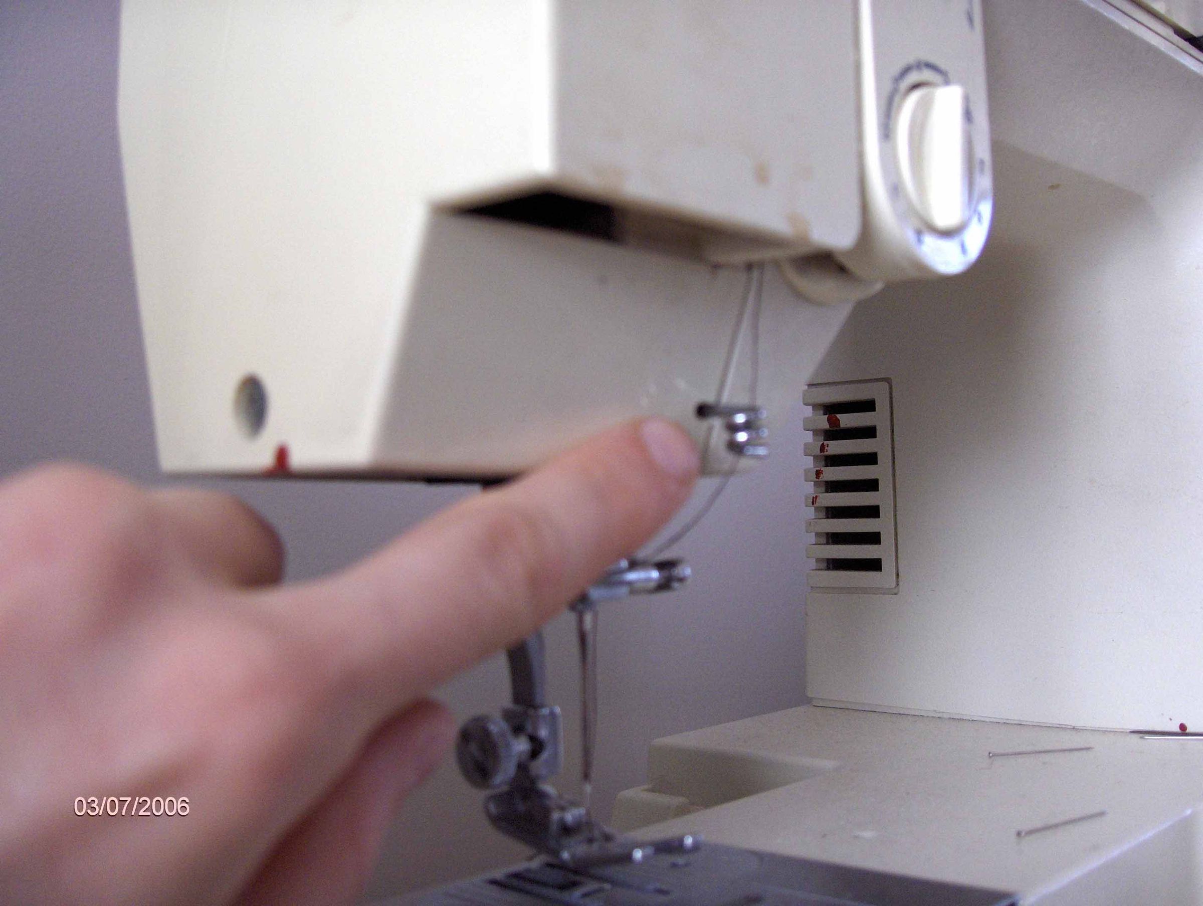 How to Thread a Sewing Machine : 12 Steps - Instructables
