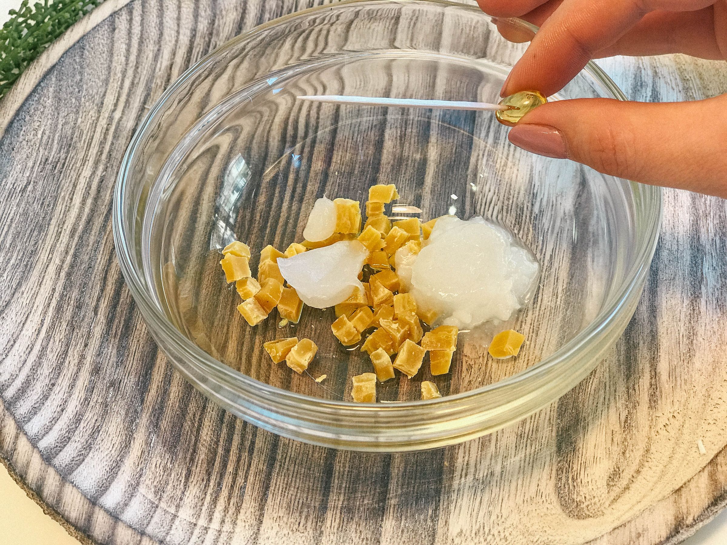 Natural Lip Balm - 5 Ingredients : 7 Steps (with Pictures) - Instructables