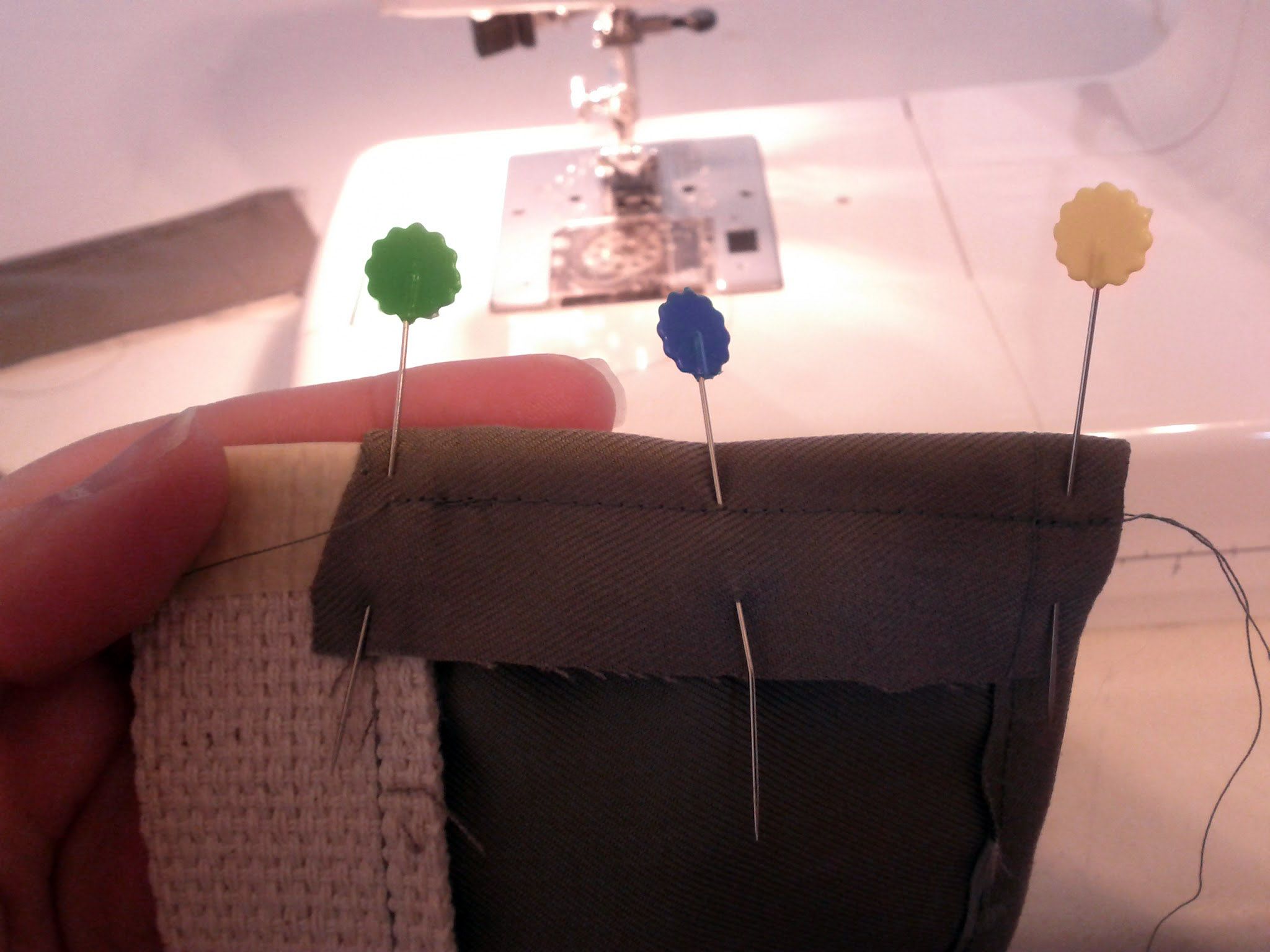 How to Cover a Bag Strap Using (Almost) No Pins : 10 Steps (with ...