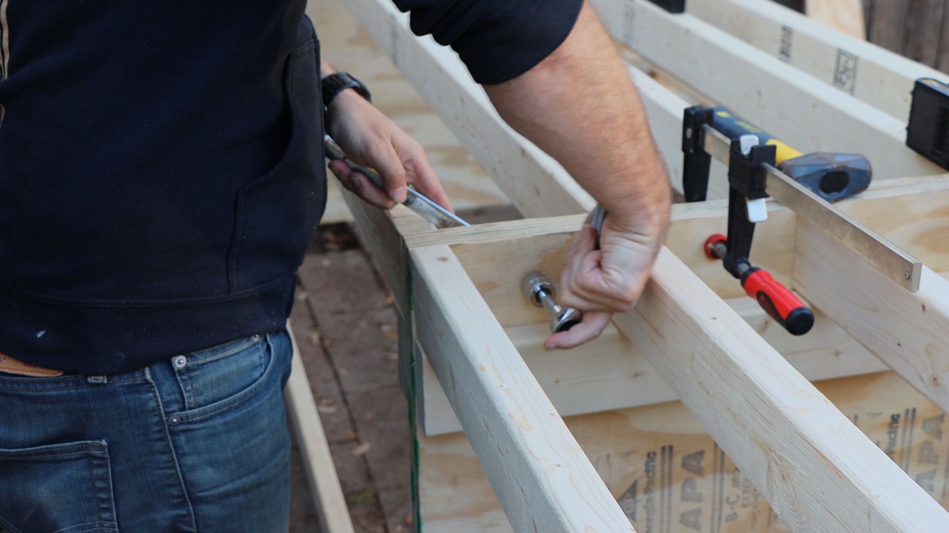 How to Make a Mini Ramp (DIY Halfpipe) : 12 Steps (with Pictures ...