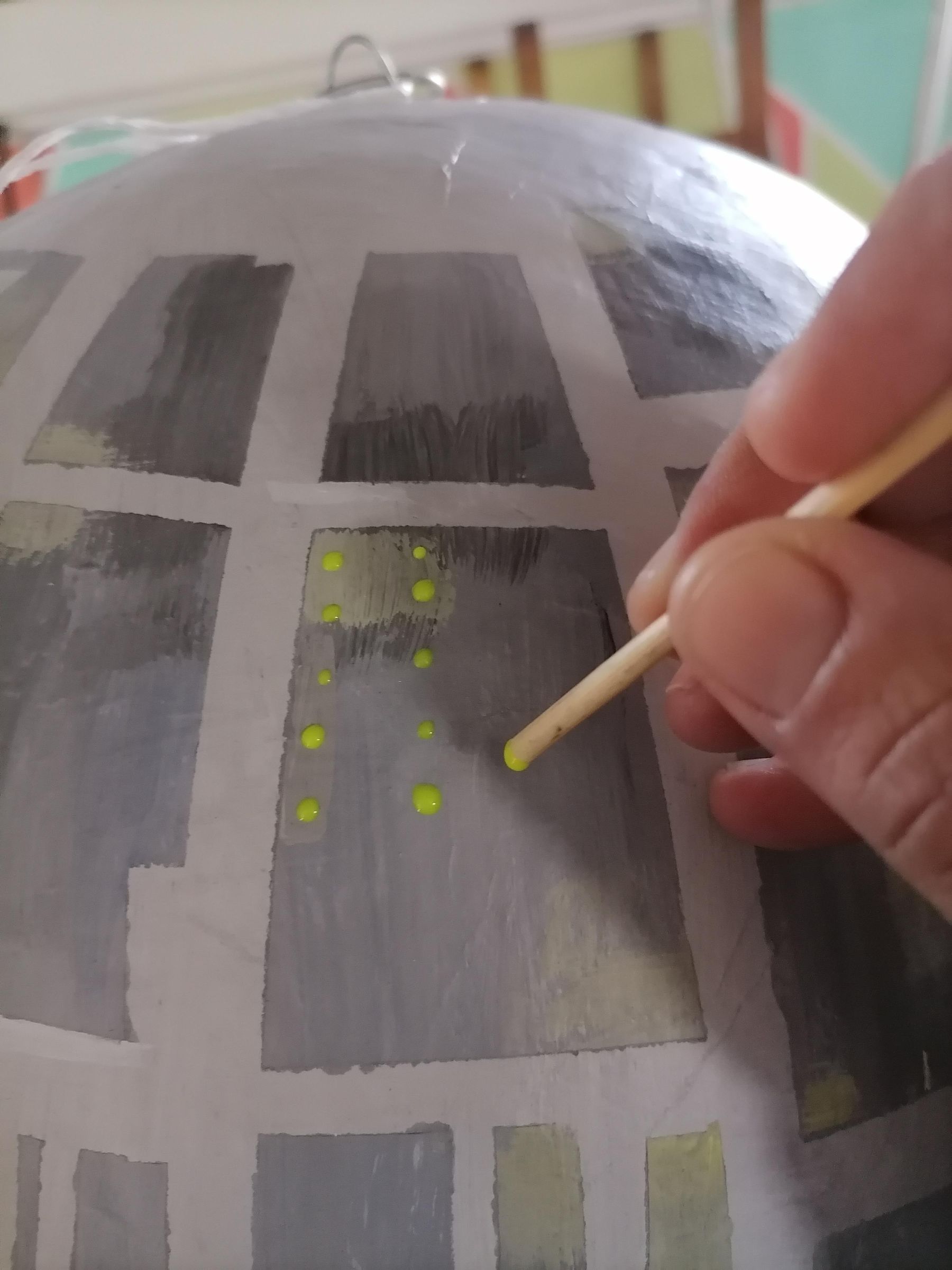 Paper Maché Death Star : 7 Steps (with Pictures) - Instructables