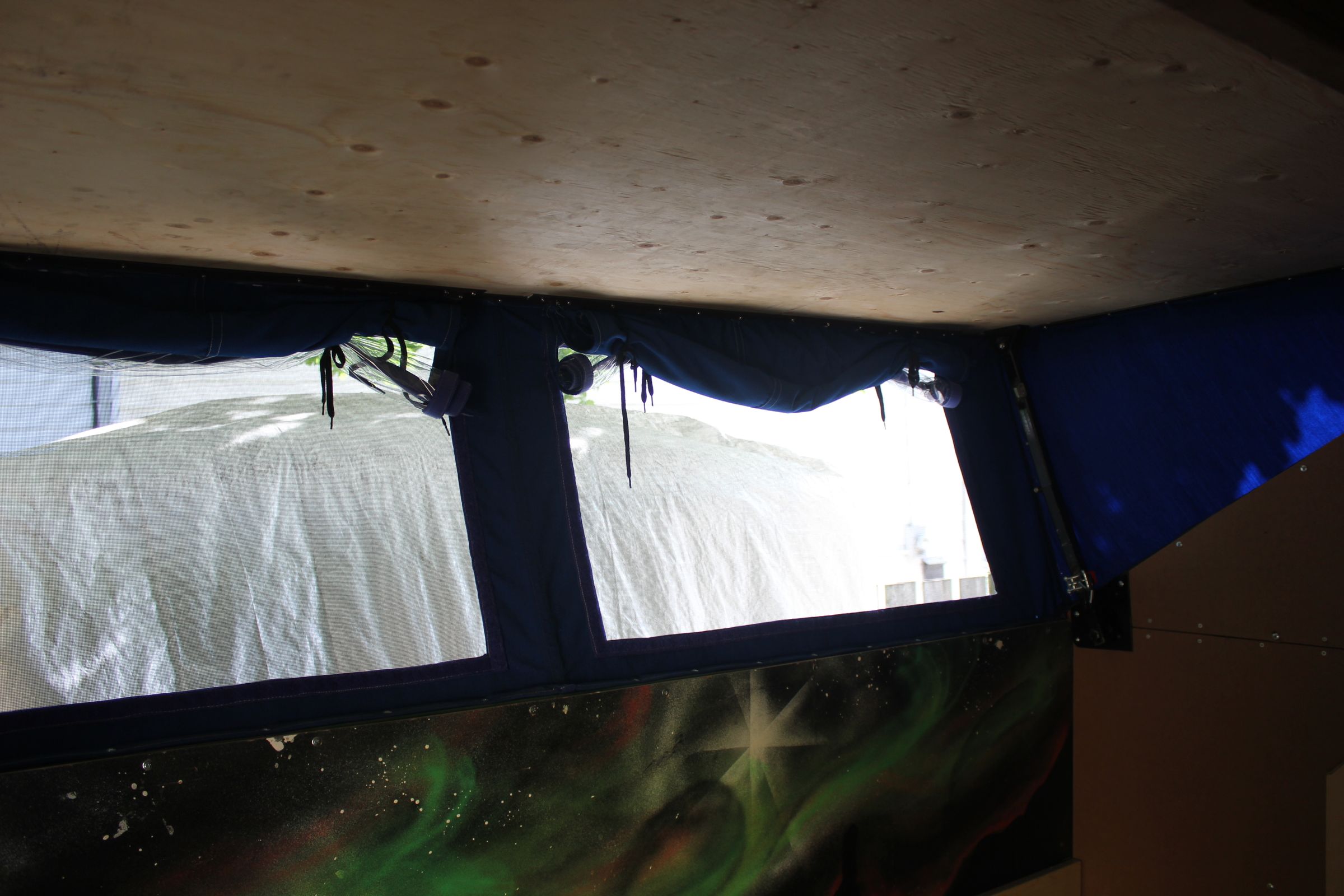Tiny Dumpster House Trailer : 7 Steps (with Pictures) - Instructables