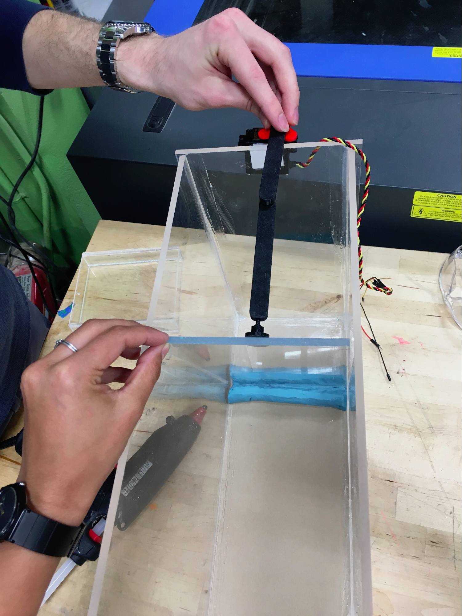 Internal Wave Generator Demo : 10 Steps (with Pictures) - Instructables