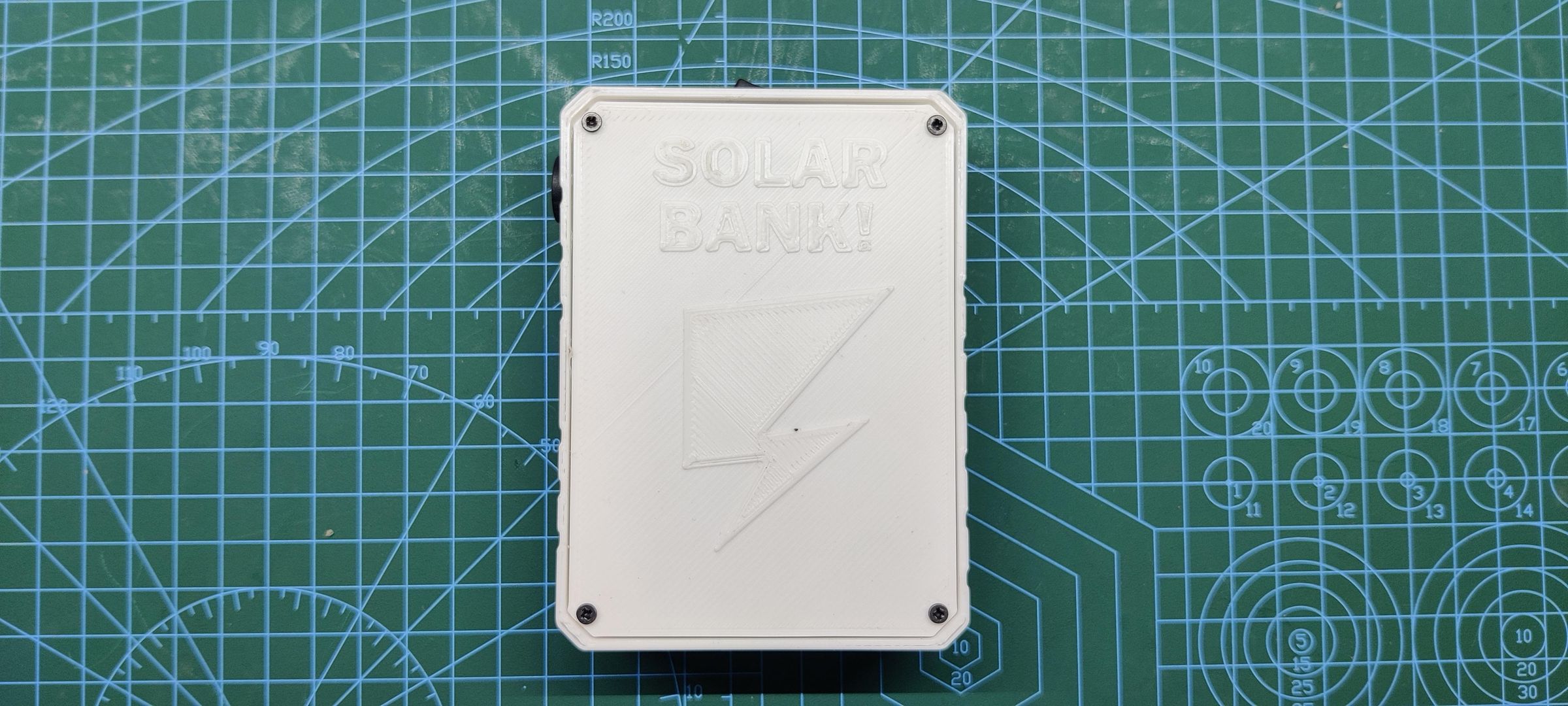 SOLAR Bank! : 9 Steps (with Pictures) - Instructables
