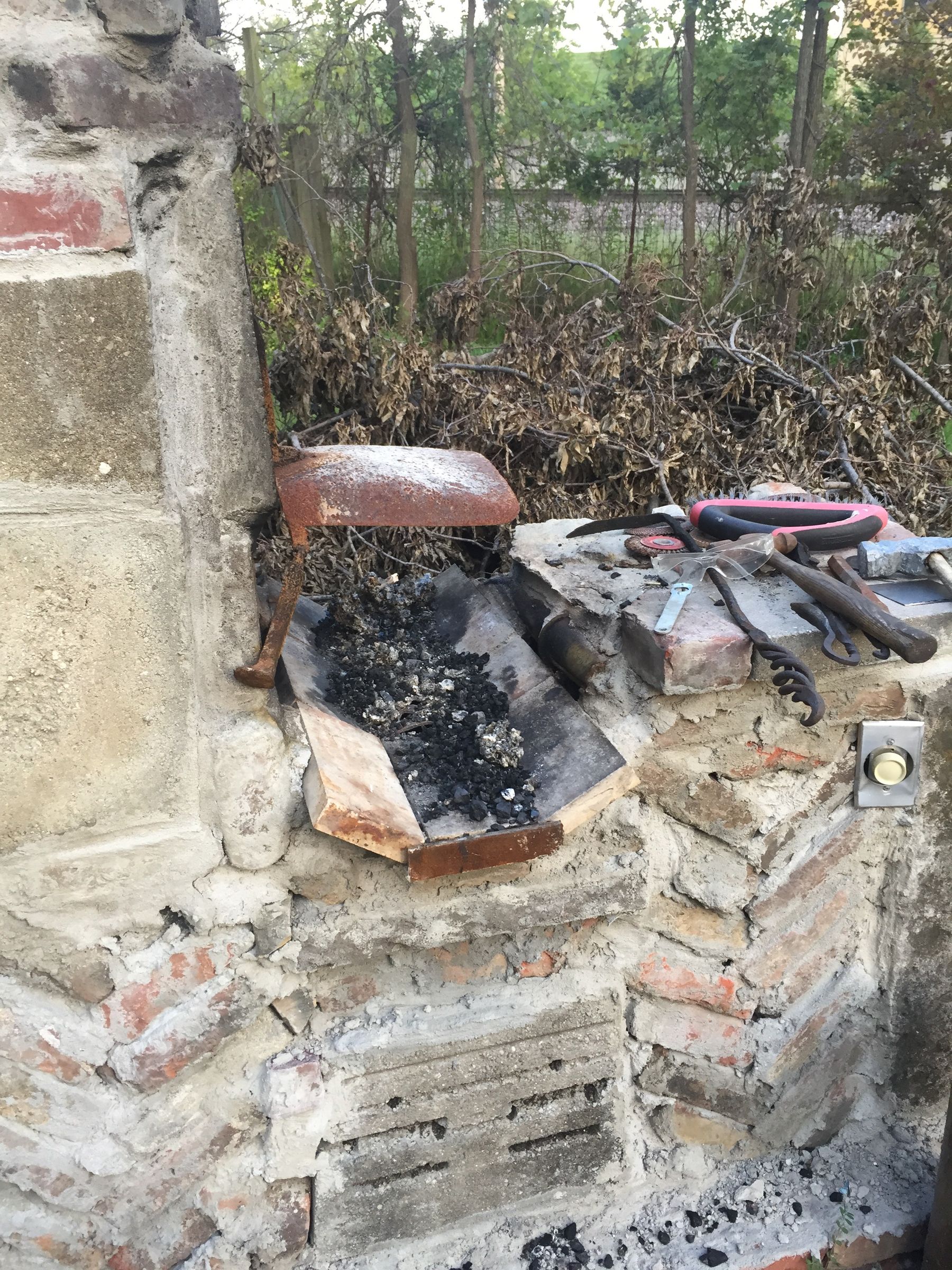 A Partially Comprehensive Guide to Forge Building : 4 Steps (with ...