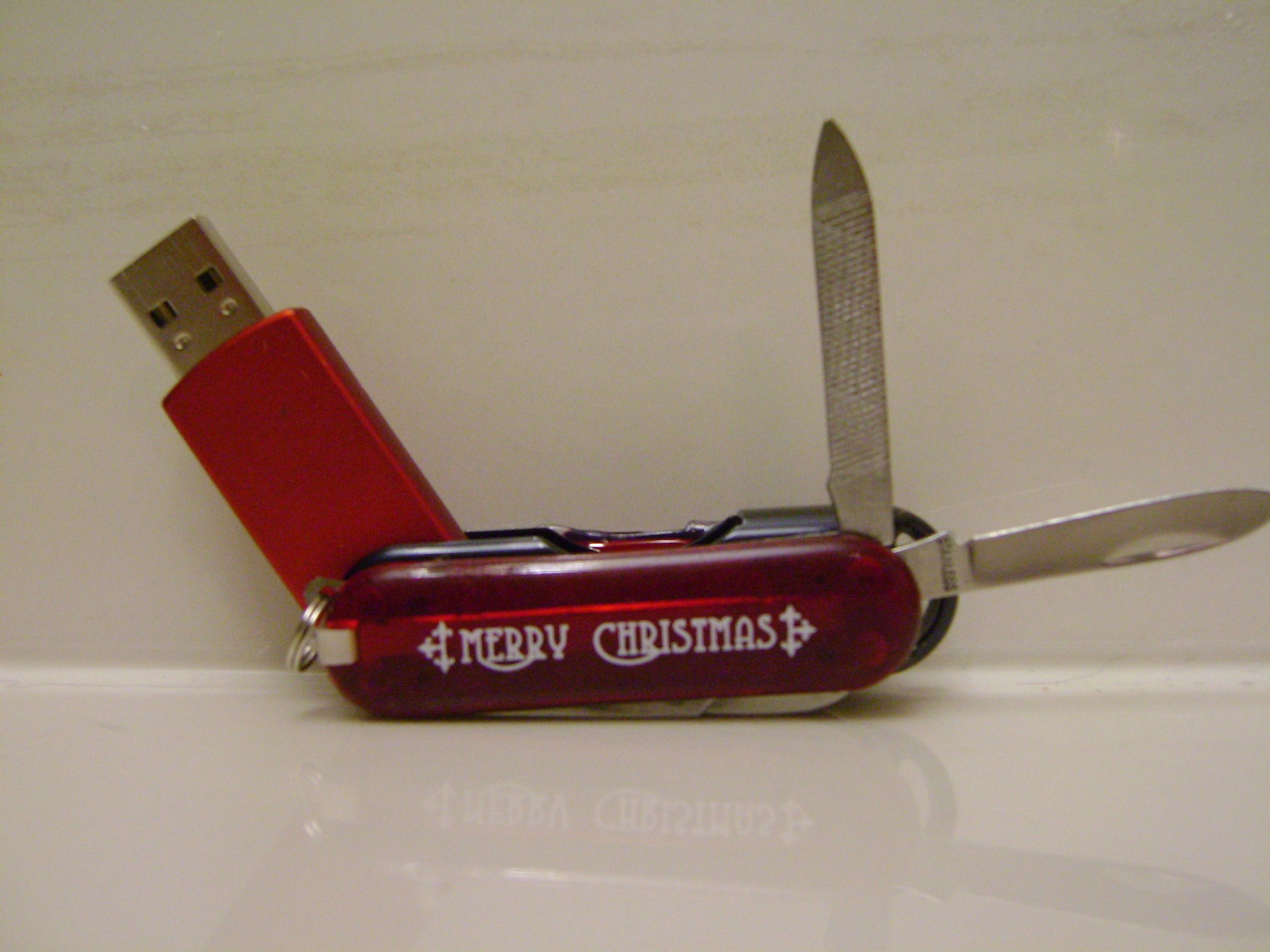 USB Thumb Drive Pocket Knife : 3 Steps (with Pictures) - Instructables