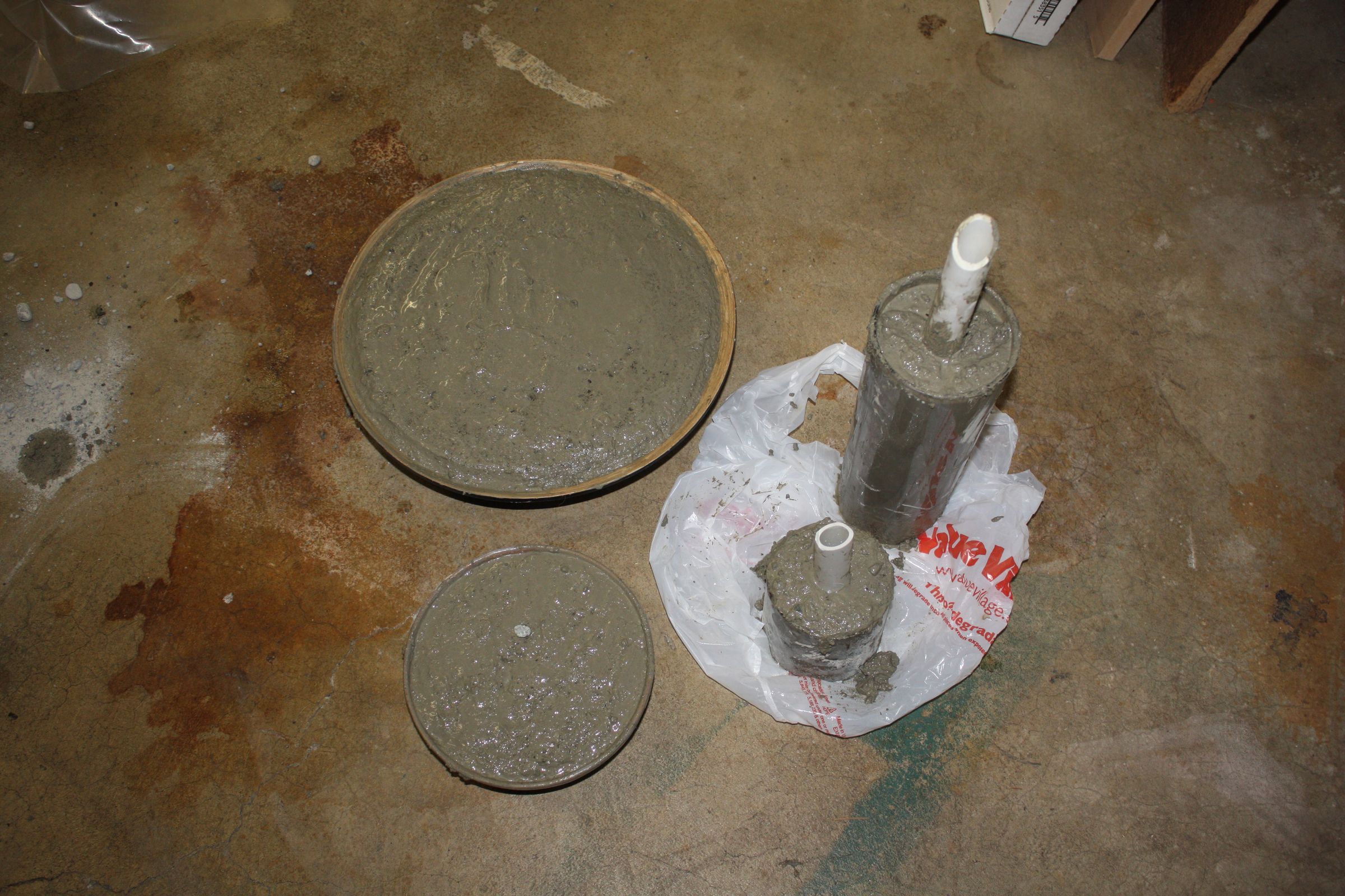 Concrete Mushrooms -- Yard Art : 12 Steps (with Pictures) - Instructables
