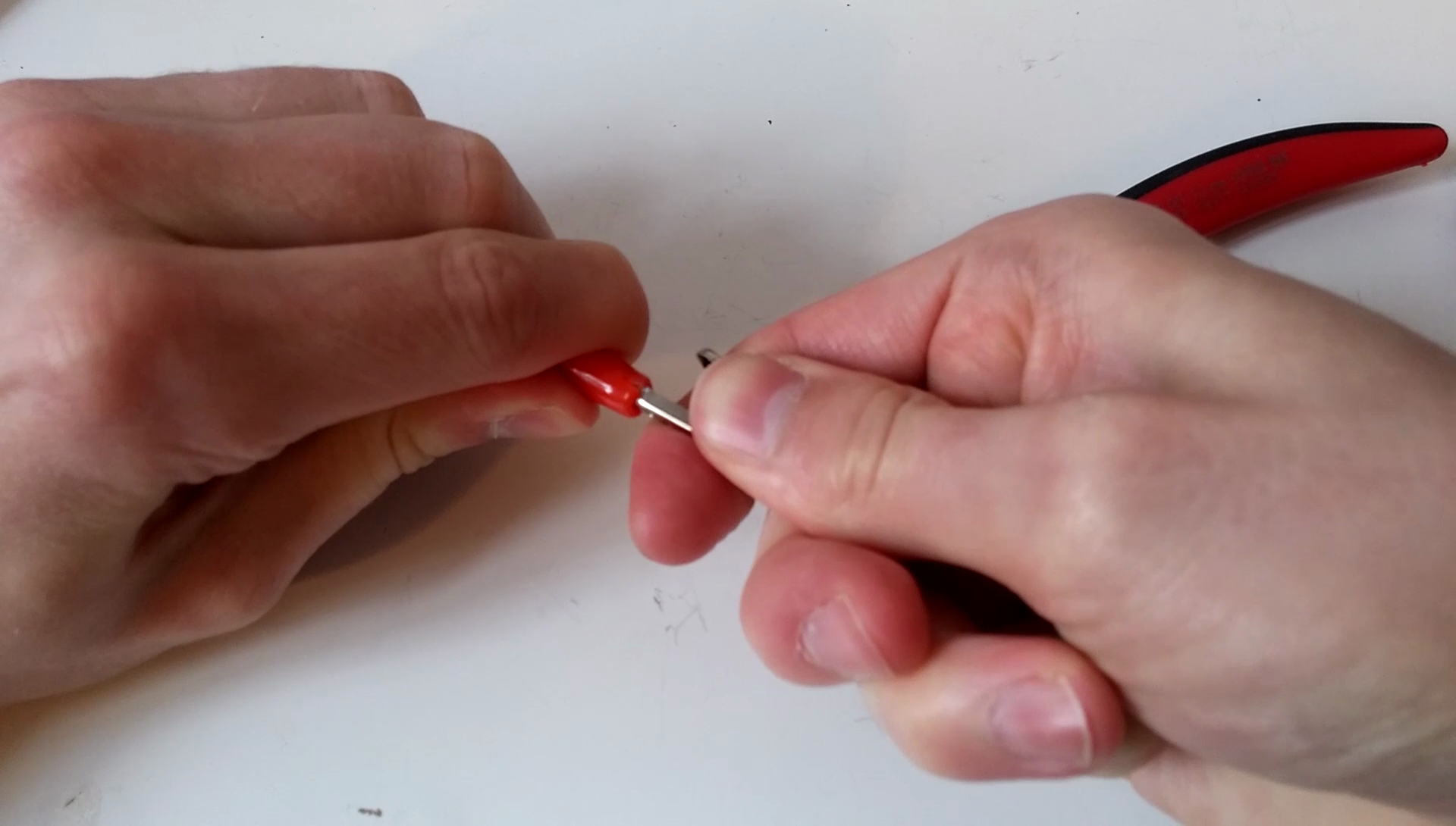 Ultimate Electronics Helper || Variable Bench Top PSU With Helping ...