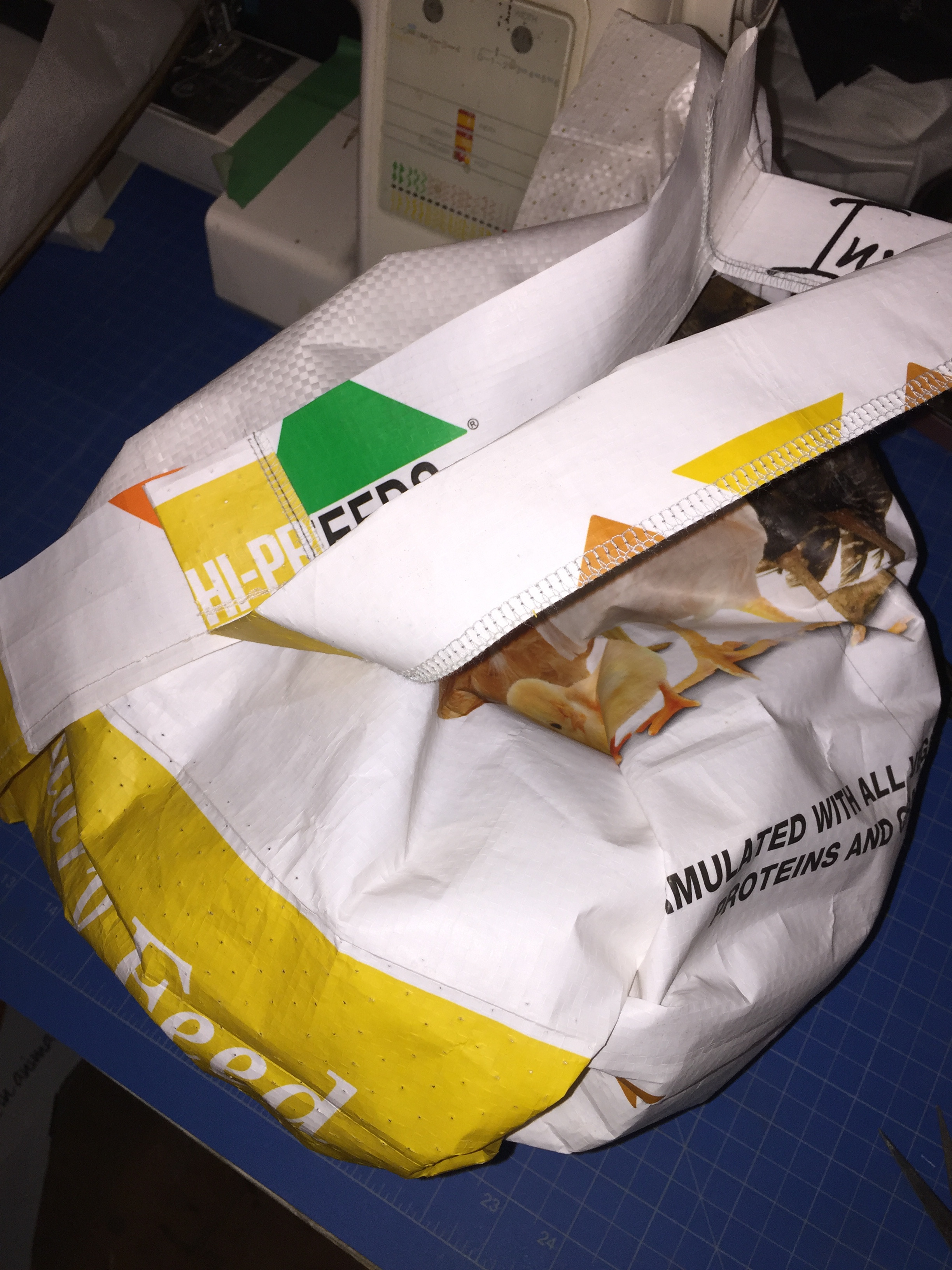 Tote Bags Made From Feed Bags : 9 Steps - Instructables