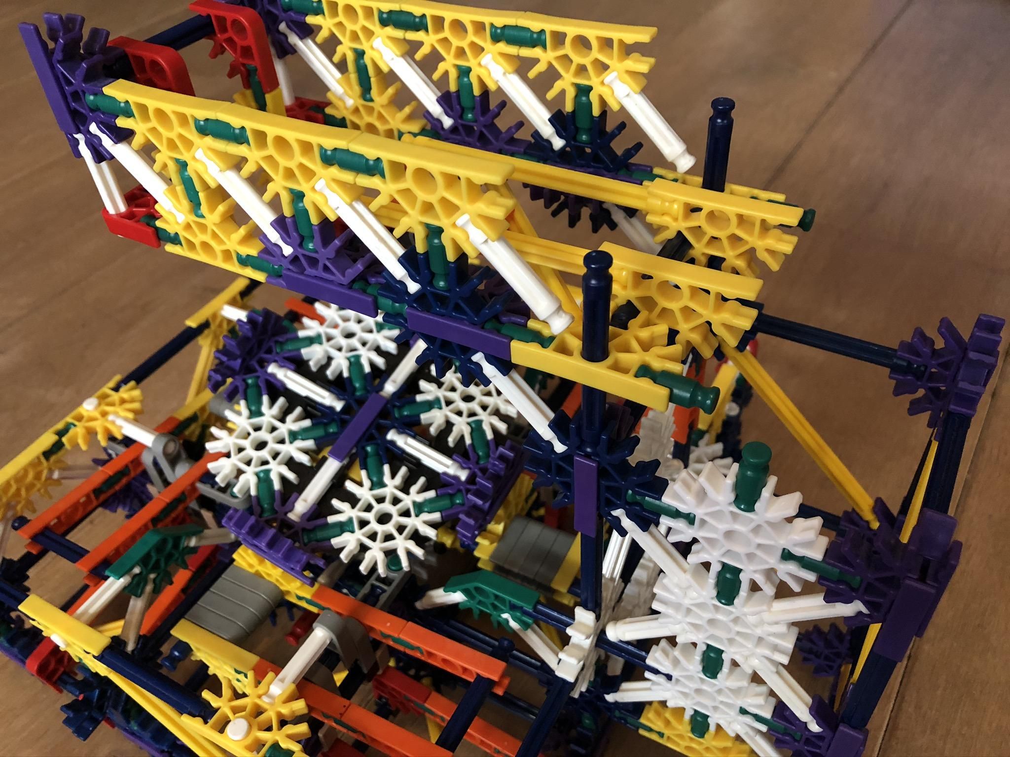 4-way Path Seperator for Knex Ball Machines : 11 Steps - Instructables