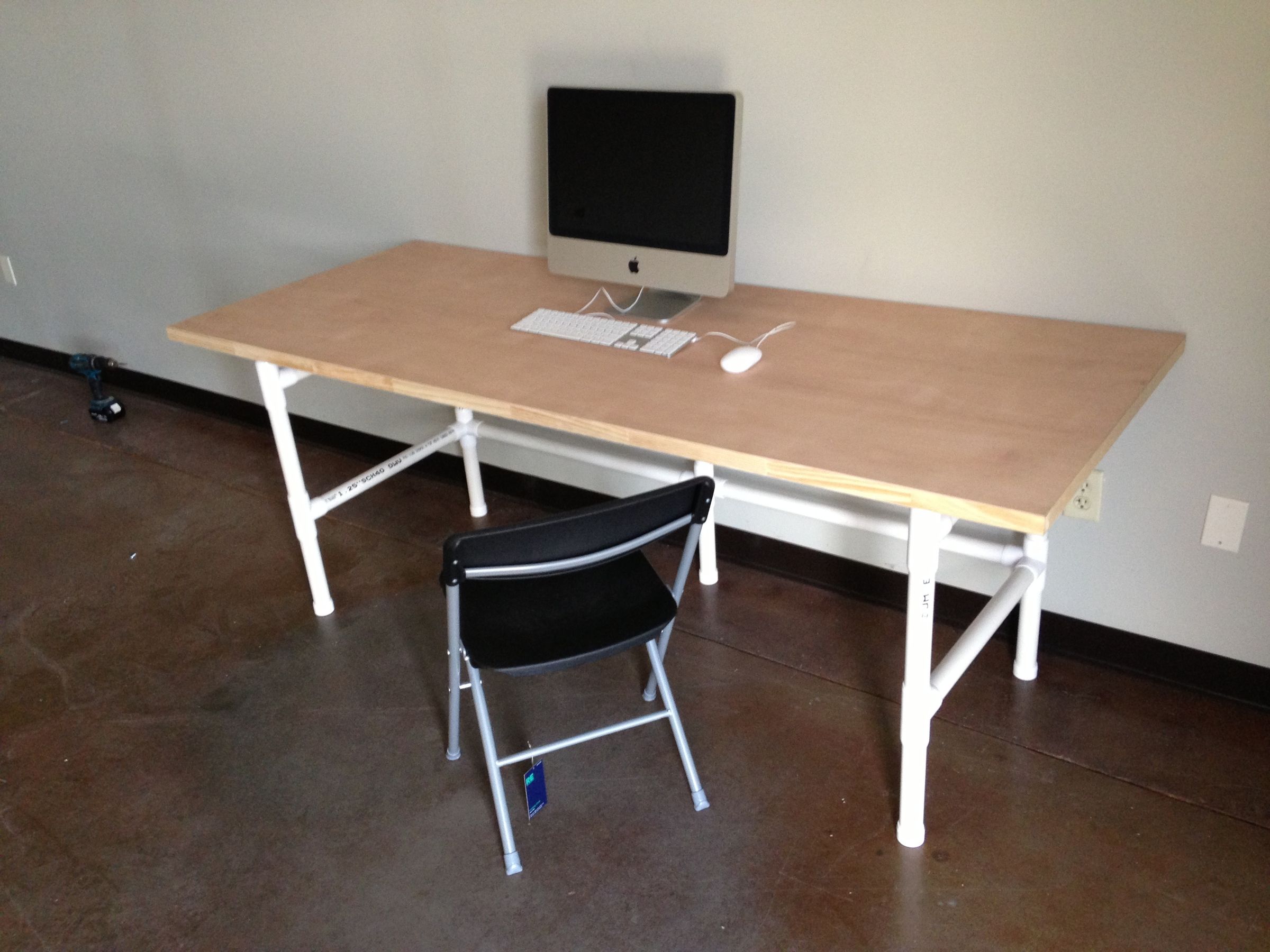 The $74 PVC Mega Awesome Super PVC Table : 8 Steps (with Pictures ...