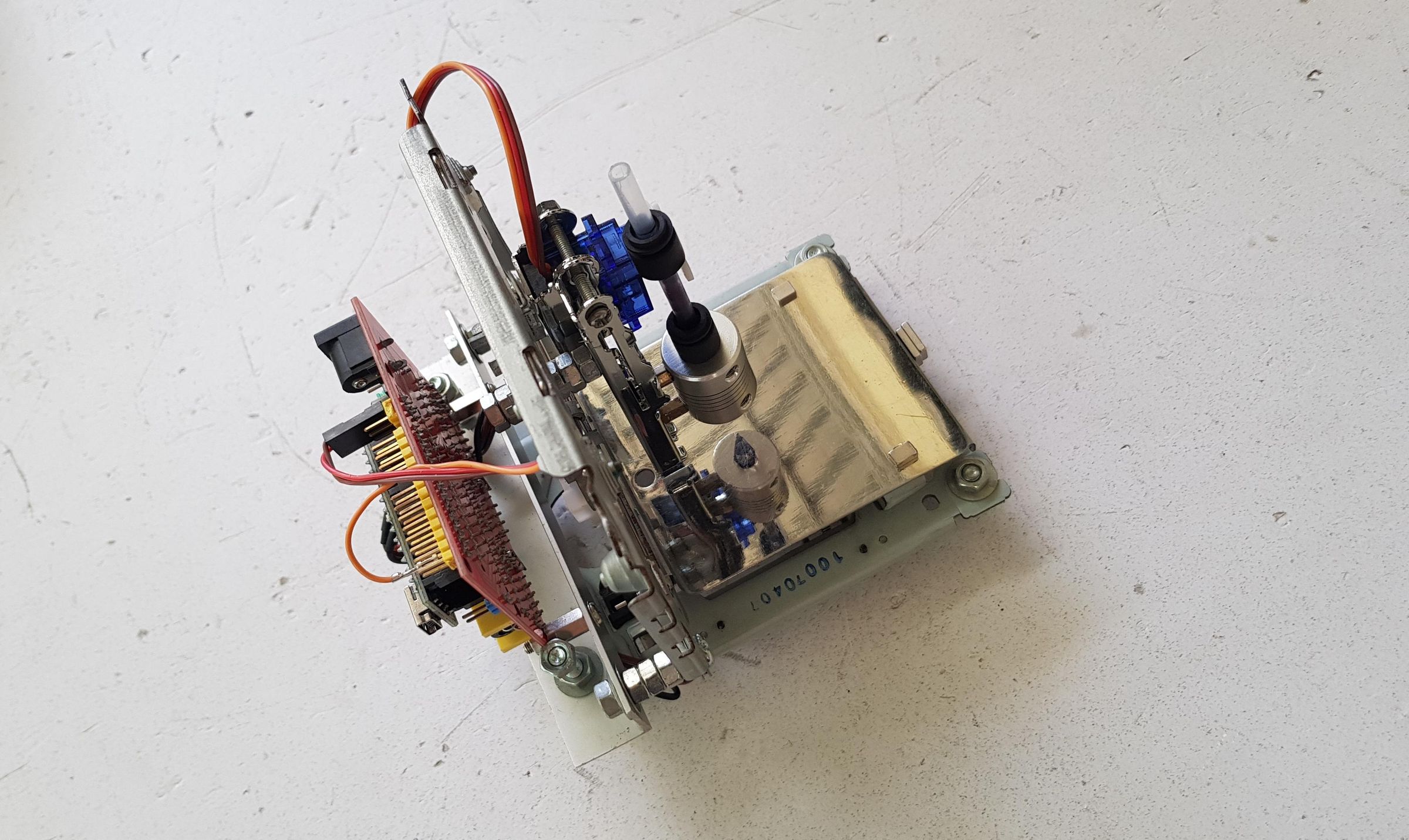 BACK TO BASIC – MINI CNC PLOTTER : 12 Steps (with Pictures) - Instructables