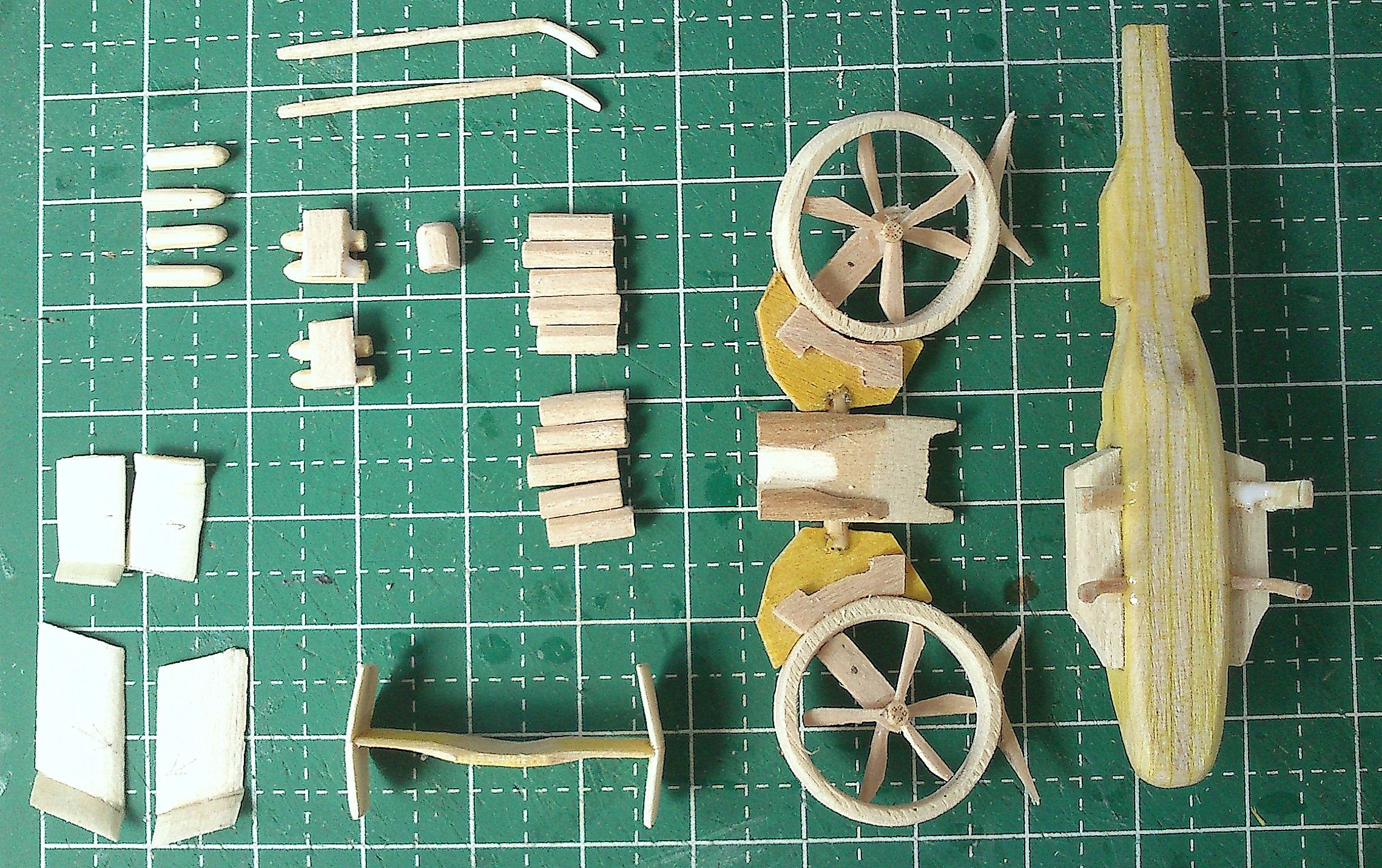 Mini AT-99 Scorpion Gunship From Avatar : 9 Steps (with Pictures ...