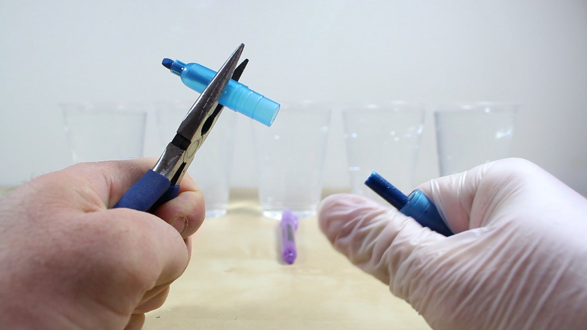 DIY GLOWING BUBBLE LIGHT - How to Make Your Own Futuristic Desk Light ...