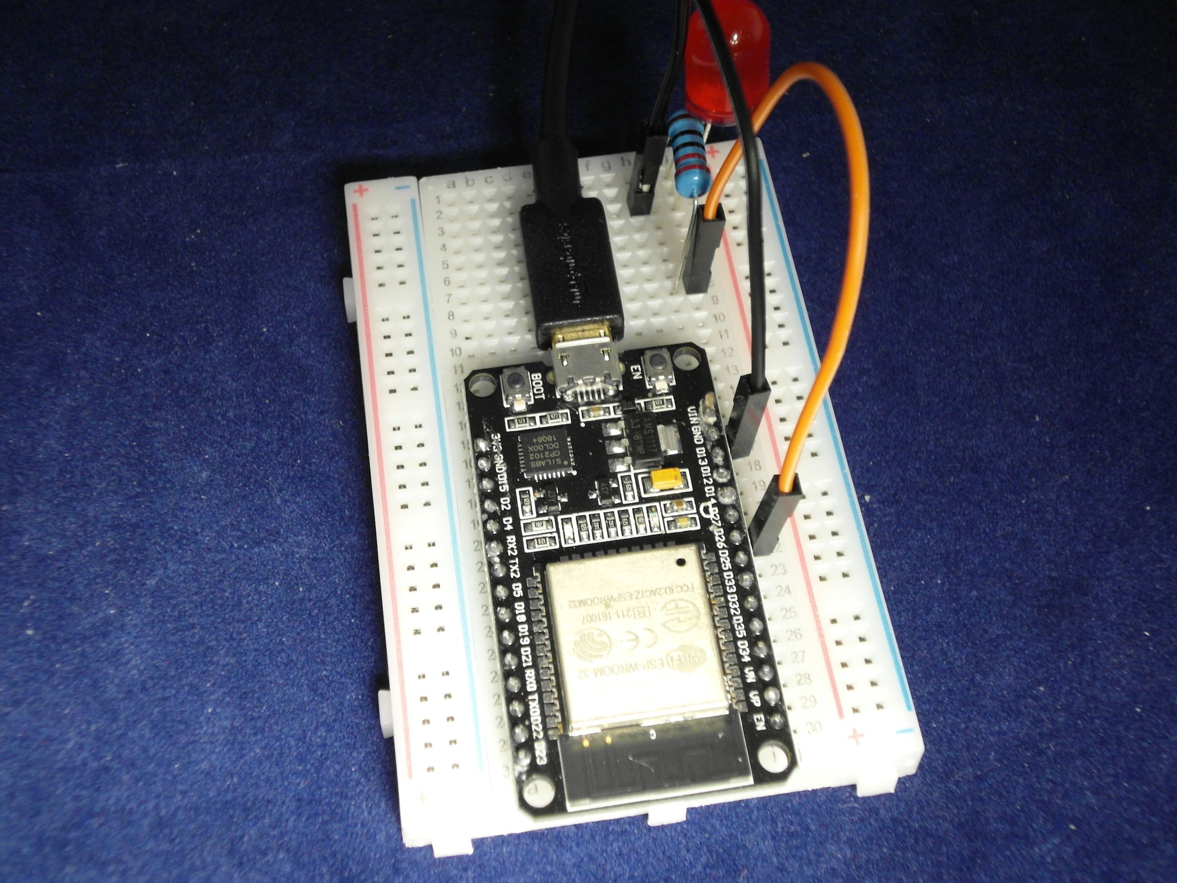 ESP32-Touch, Hall, I2C, PWM, ADC, & DAC : 7 Steps (with Pictures ...