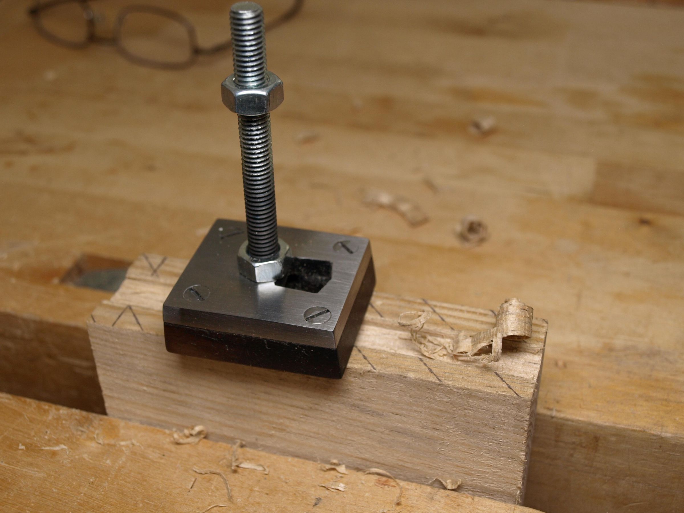 Mini Router Plane From Workshop Scraps : 4 Steps (with Pictures ...