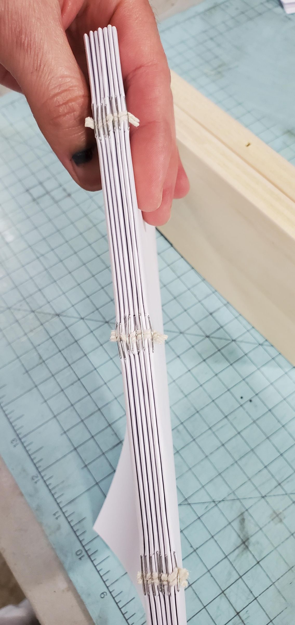 No Sew Book Binding - Easier Way to Make a Sketch Book? : 21 Steps ...